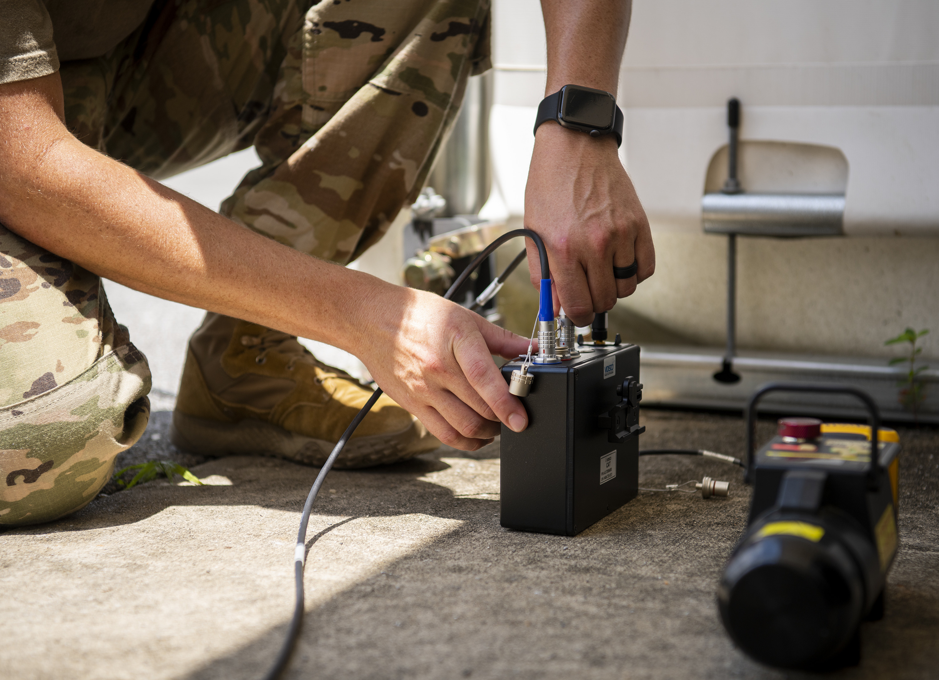 Local EOD units test new imaging tech > Air Force Test Center > News