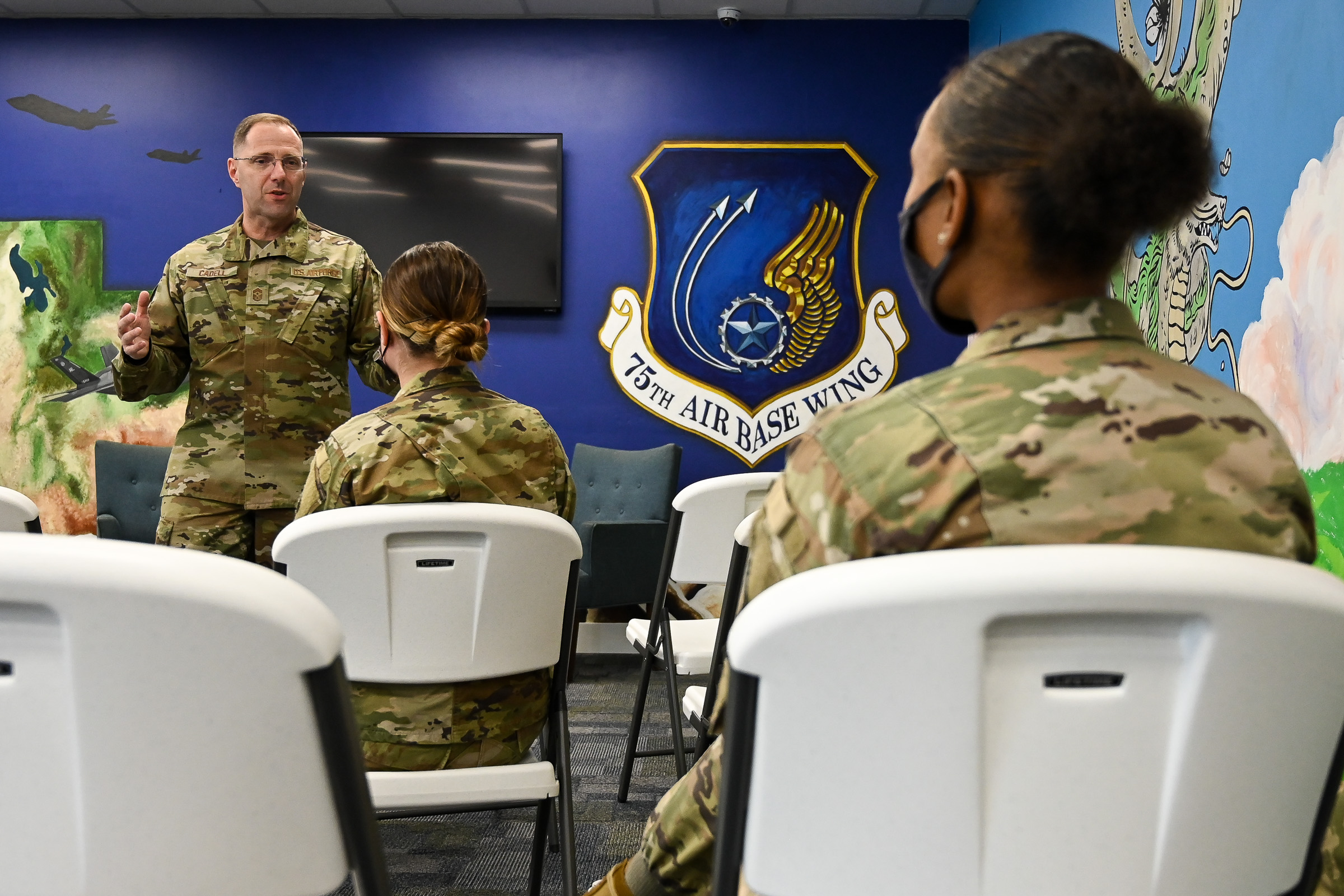 AFMC command chief visits Team Hill to connect with Airmen > Air Force ...