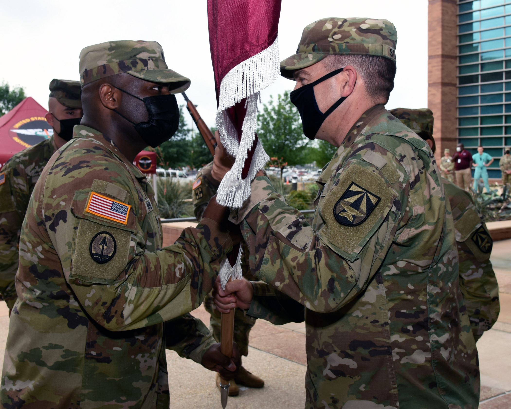 U.S. Army Institute of Surgical Research welcomes new sergeant major ...