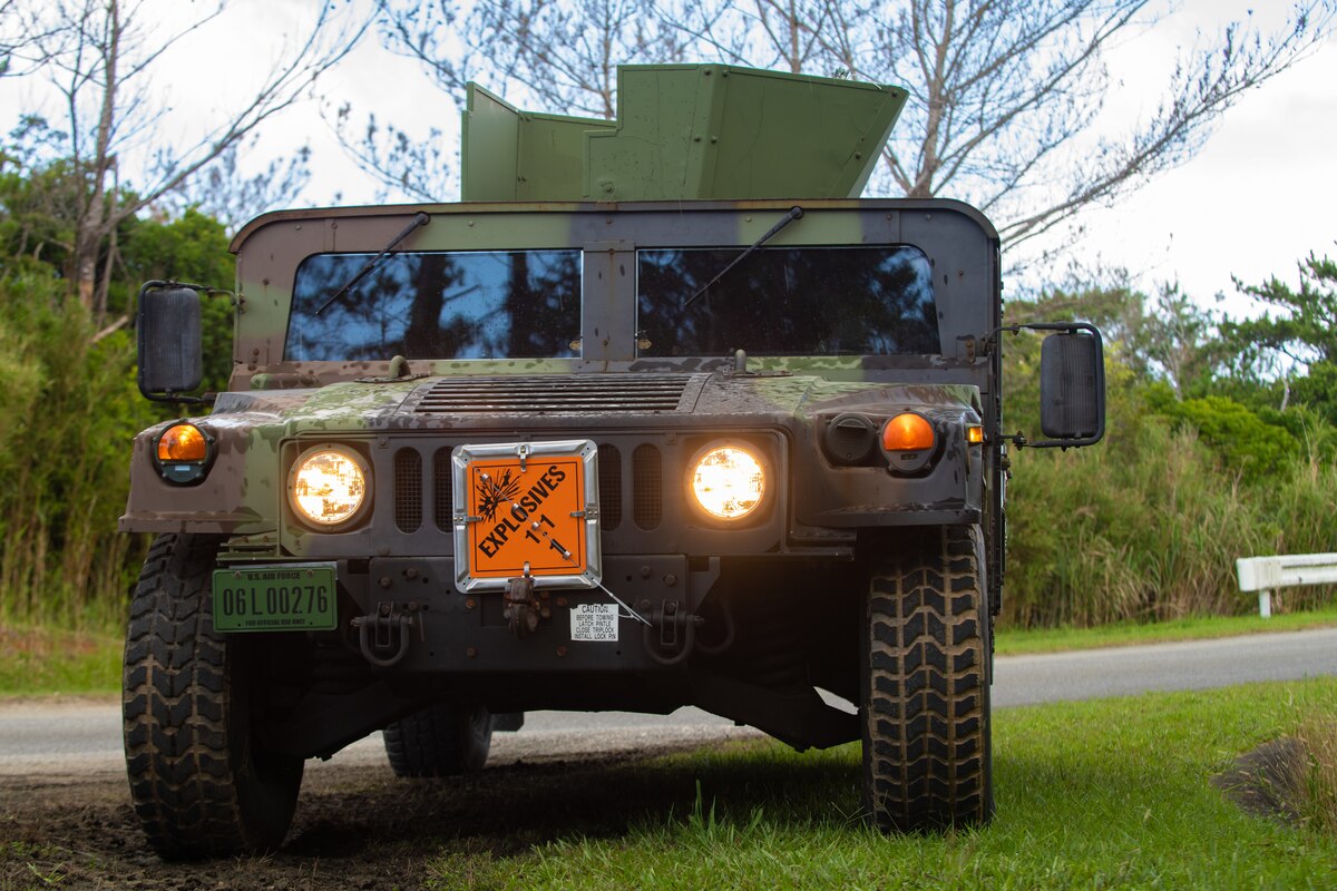 EOD hosts IED training > Pacific Air Forces > Article Display