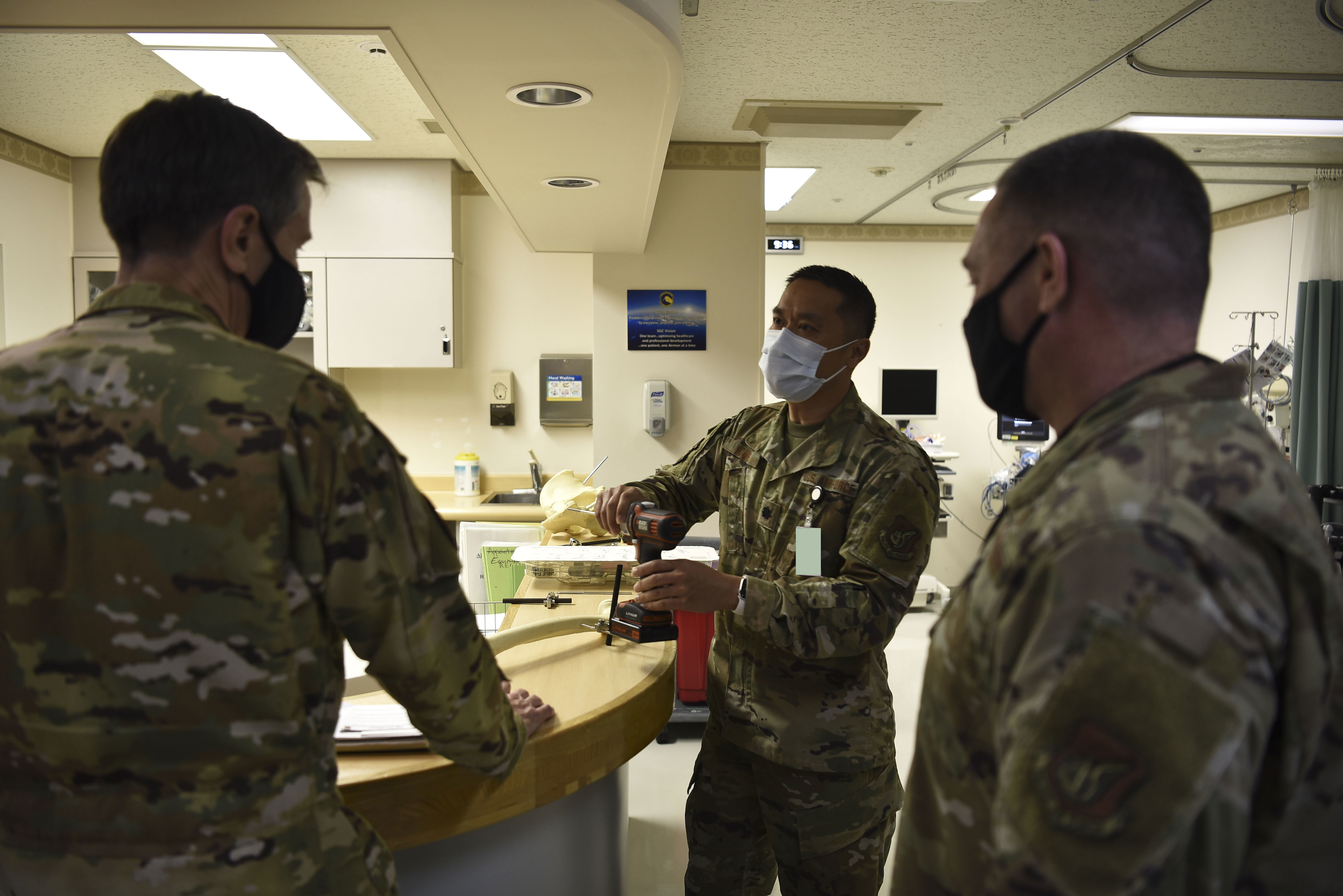 Misawa Medics Demonstrate Full Spectrum Trauma Care > 5th Air Force ...
