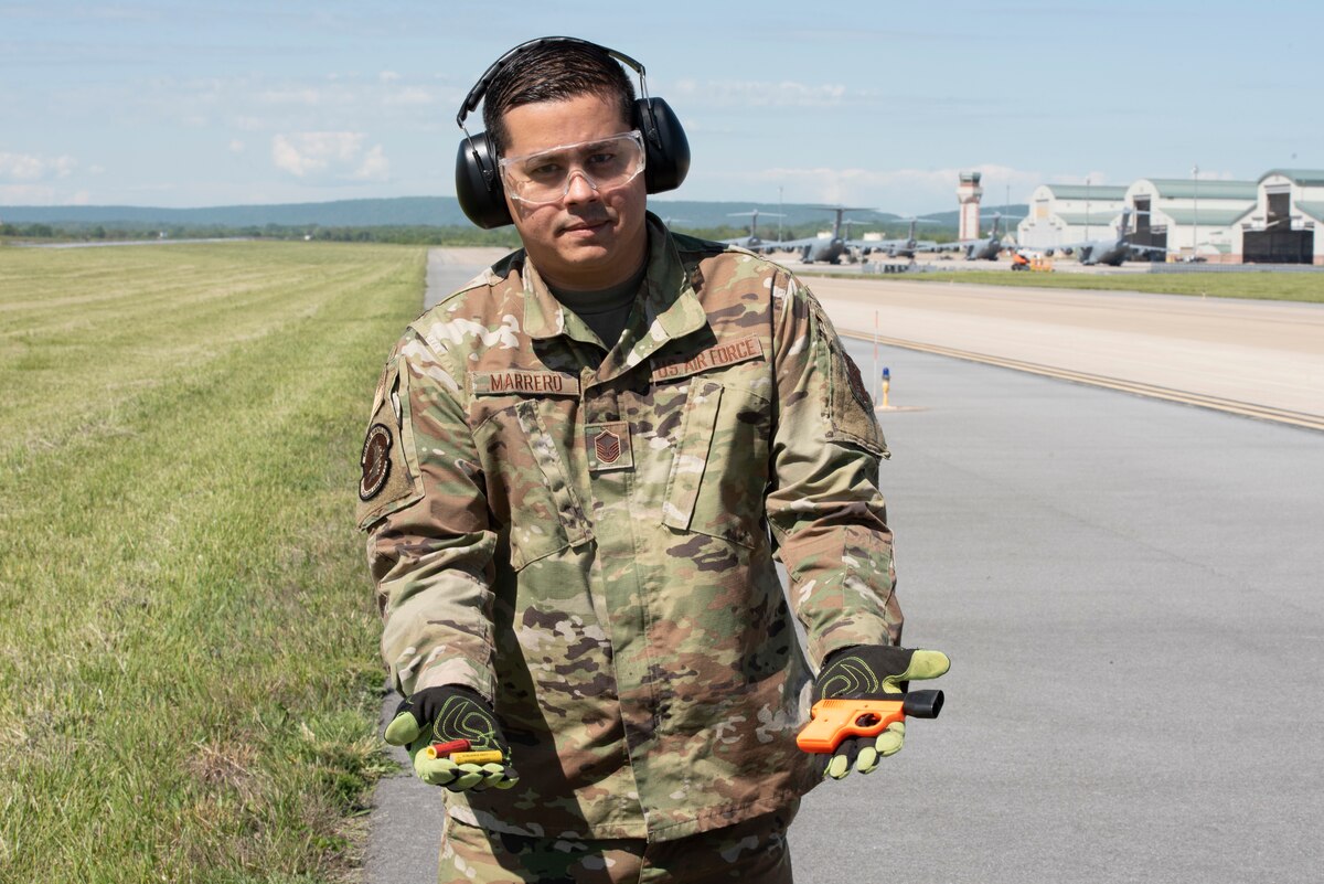 167th Airlift Wing BASH program vital to airfield safety > Air National ...