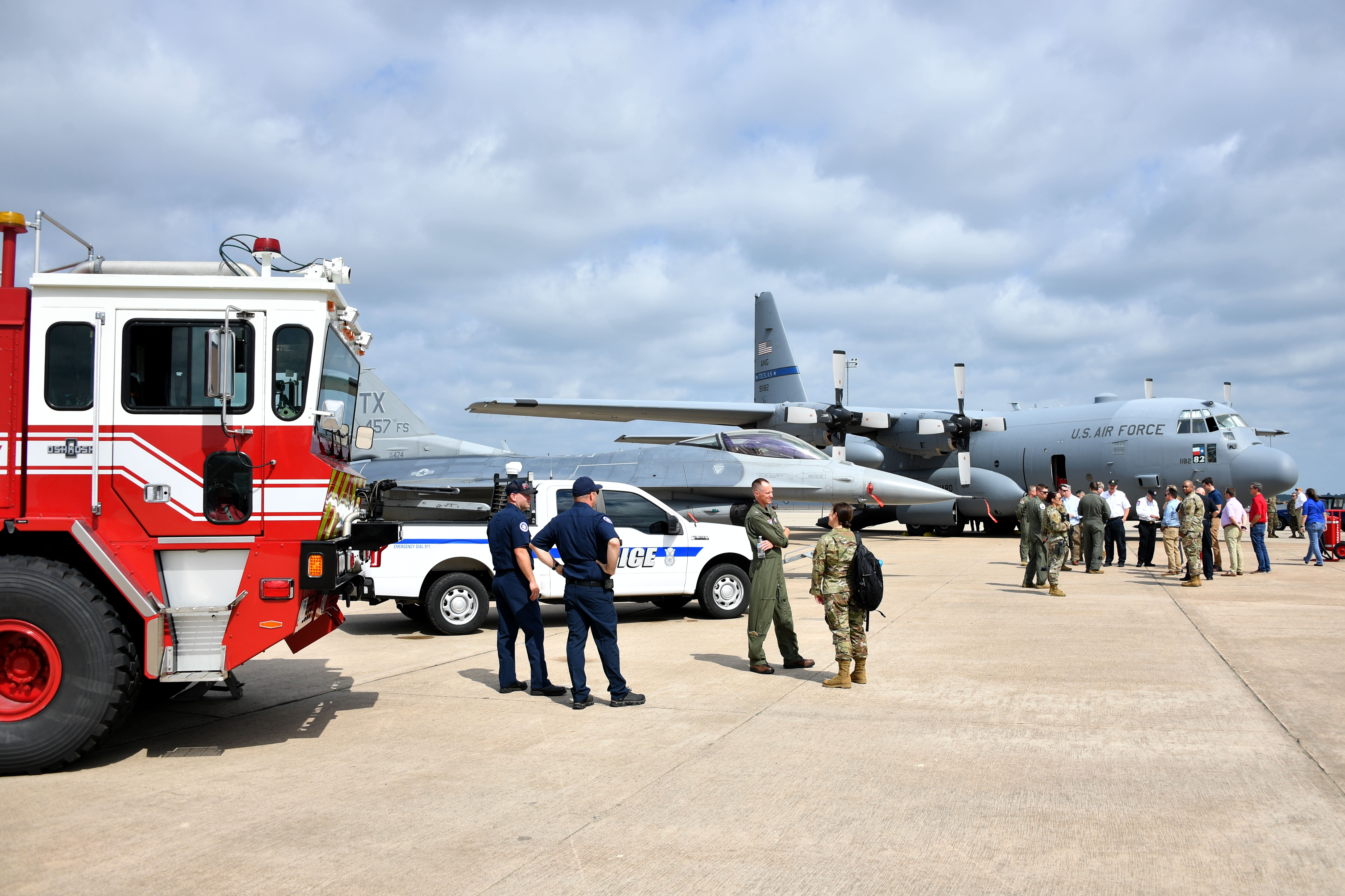 301 FW highlights Dallas/Fort Worth Civic Leader Day > Air Force ...