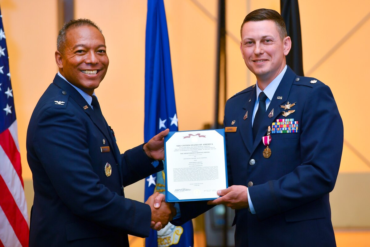 50th OSS receives new commander > Nellis Air Force Base > News