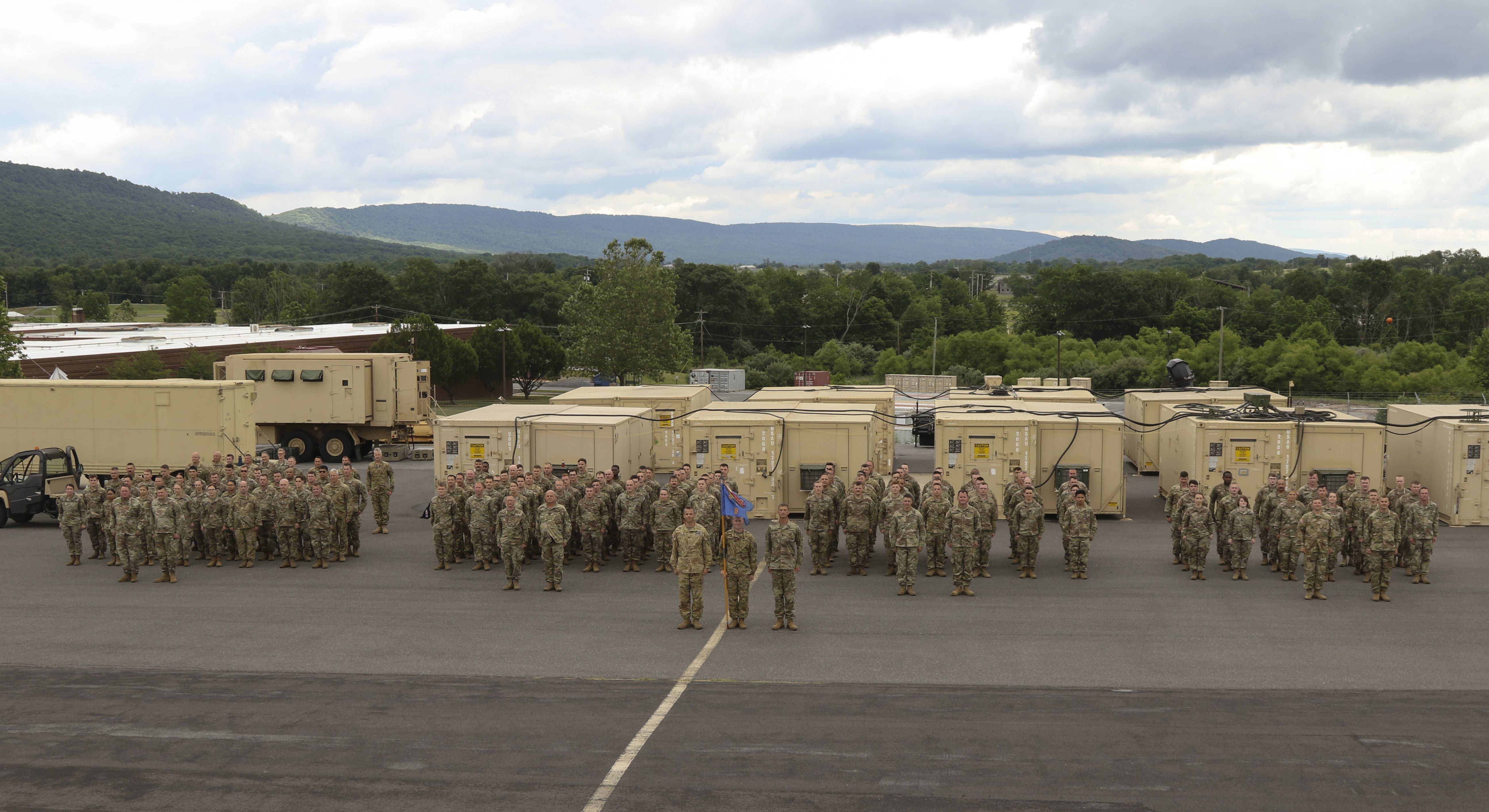 Aviation Soldiers from Iowa, Virginia and West Virginia National Guards ...