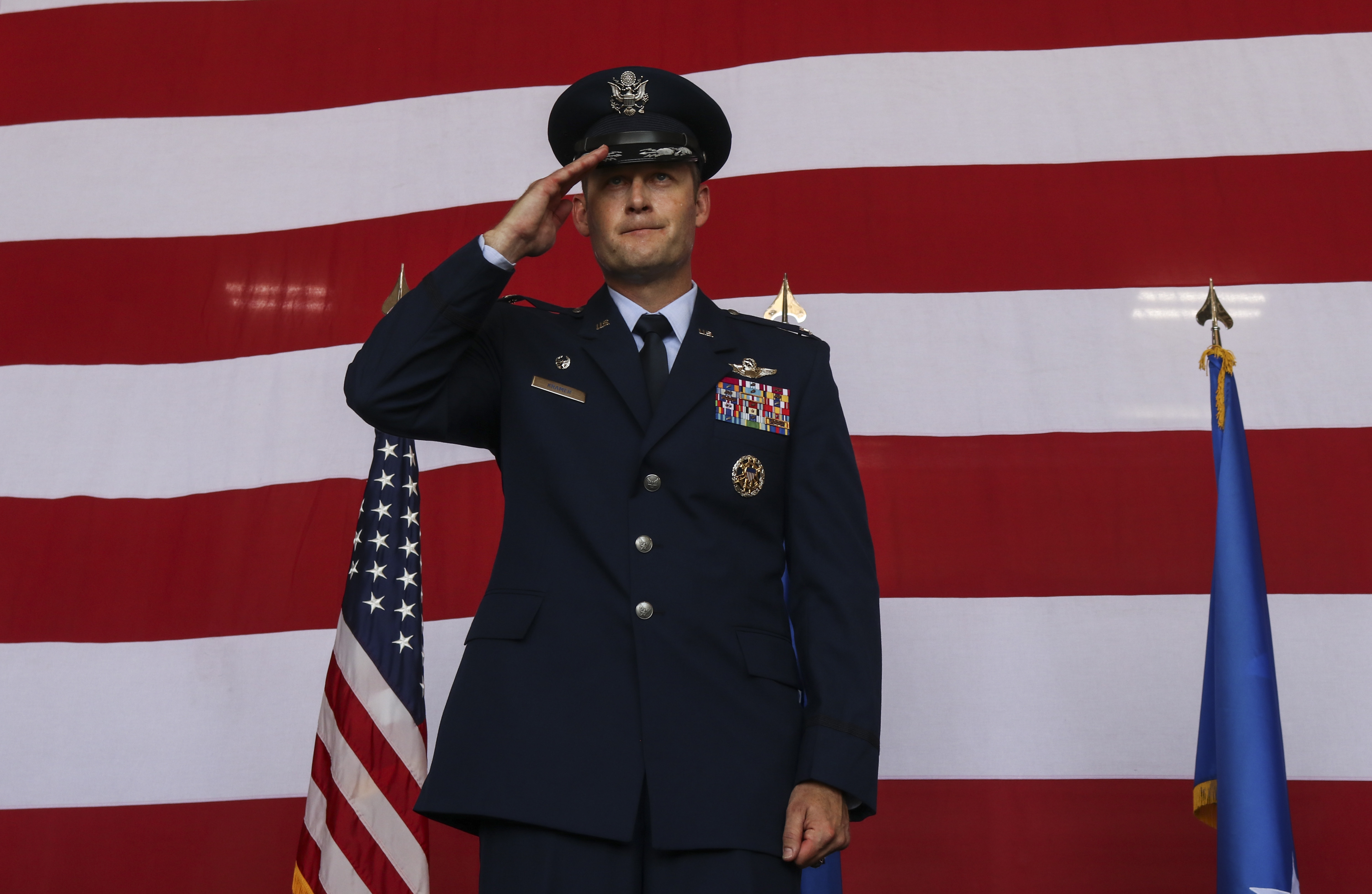 7th BW welcomes new commander > Air Force Global Strike Command AFSTRAT ...