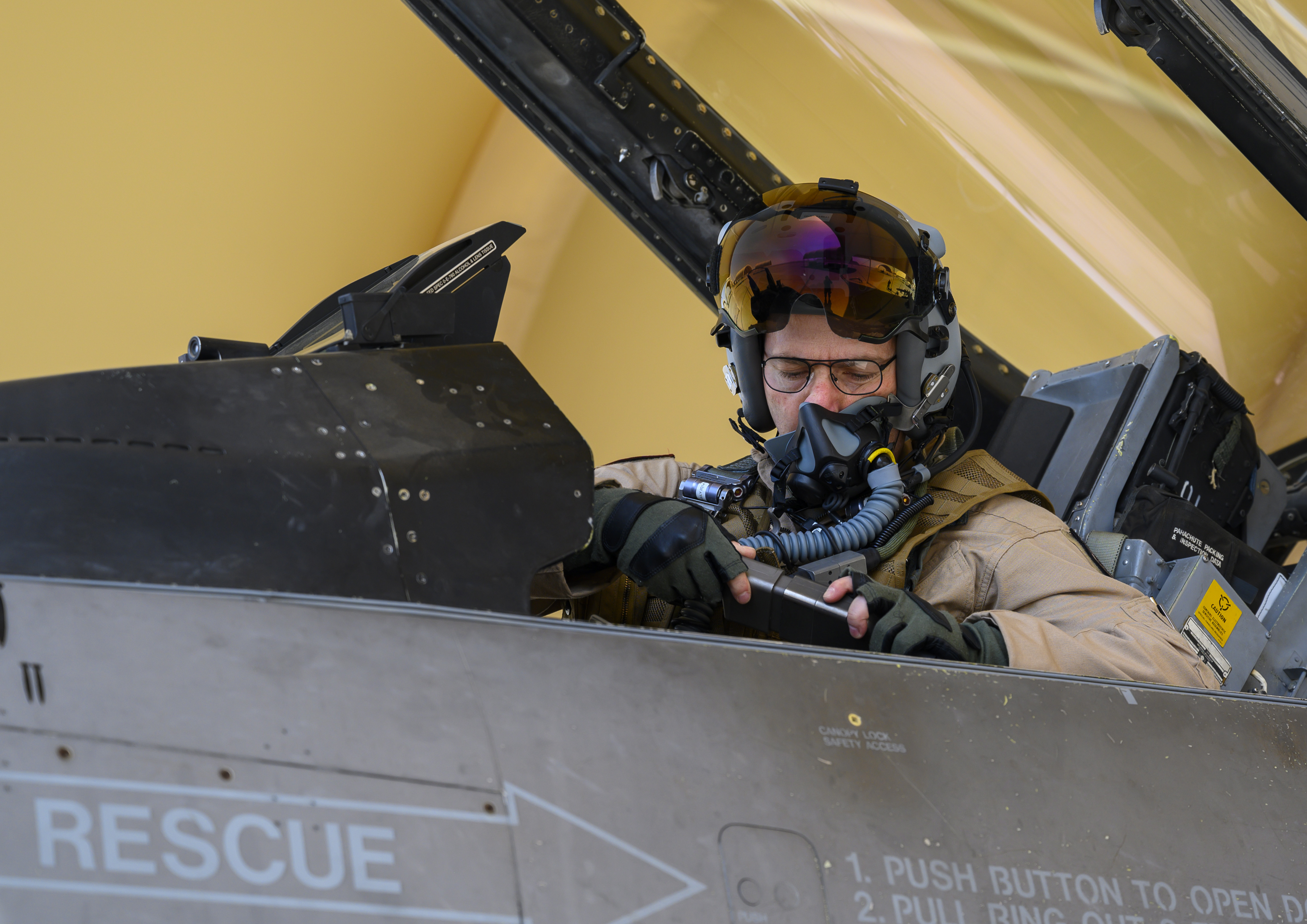 378th AEW commander completes first Swamp Fox flight > U.S. Air Forces ...