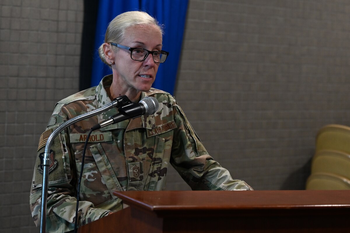 SMC unveils Enlisted Heritage wall, honors Chief Arnold > Los Angeles ...