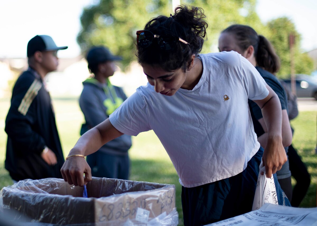 In living color: 2021 SAPR run raises awareness > Dover Air Force Base ...