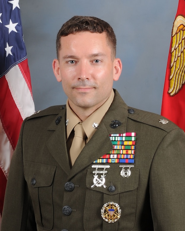 Commanding Officer > Marine Corps Forces Reserve > Biography