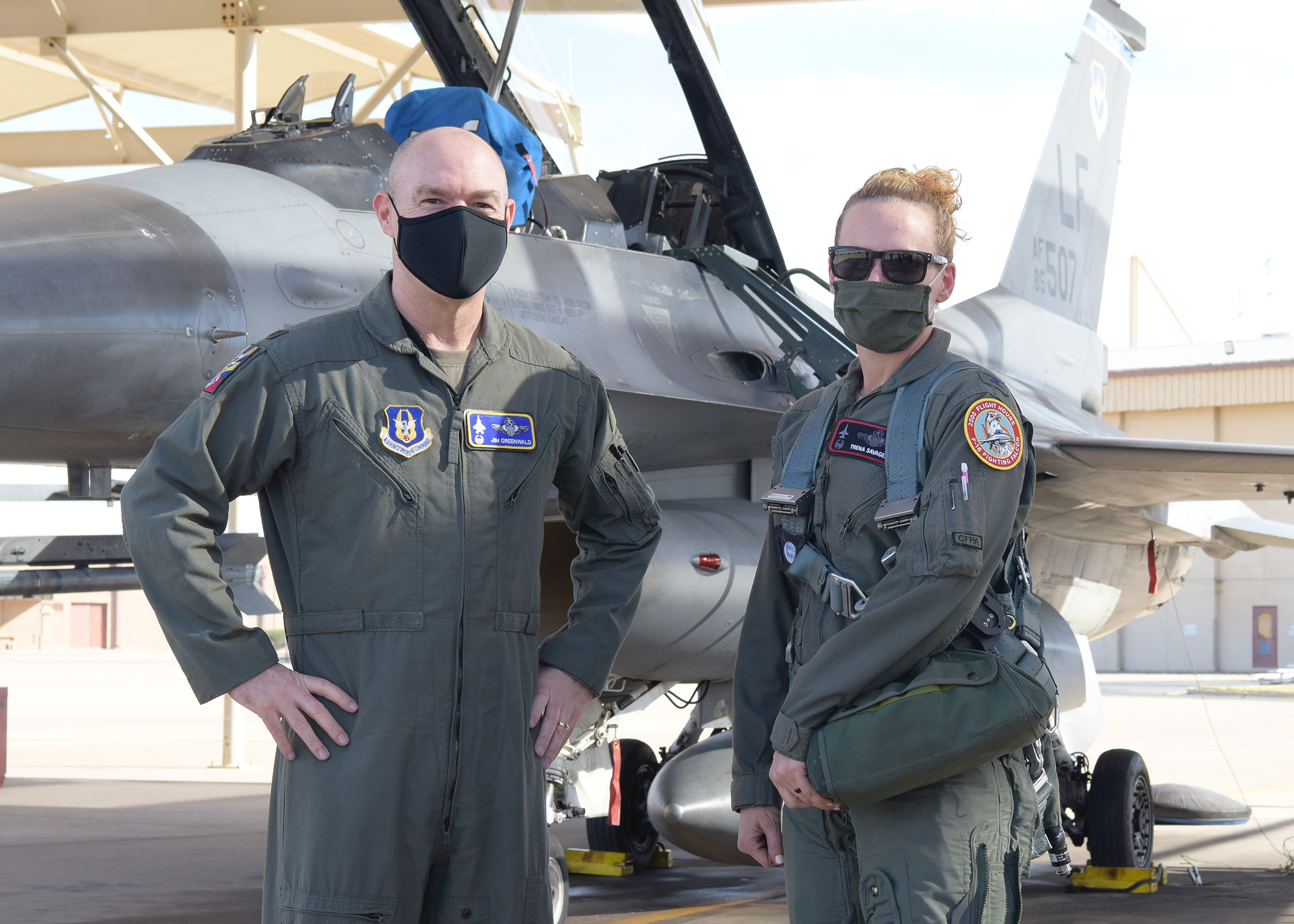 Charting history: female pilot reaches 2,000 hours in F-16 > 944th ...