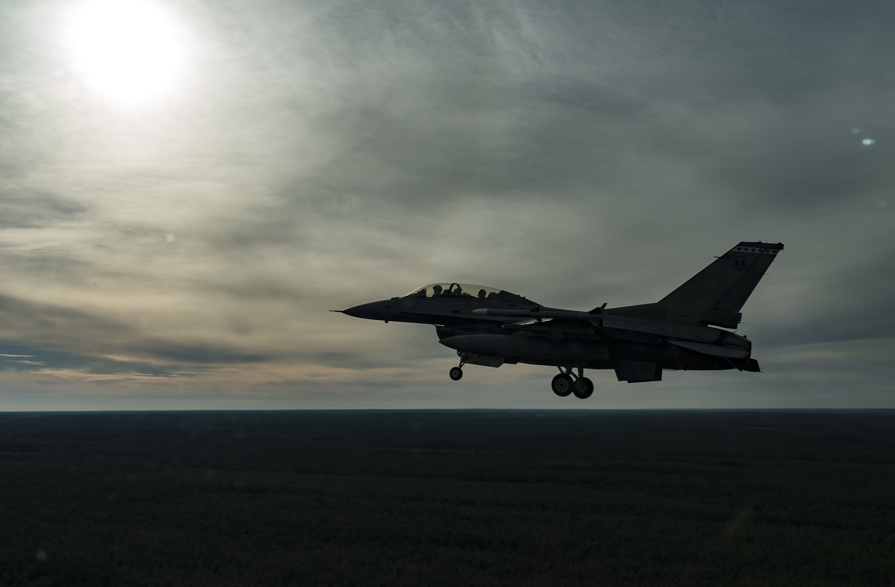 Falcon in flight > Air Force Test Center > Article Display