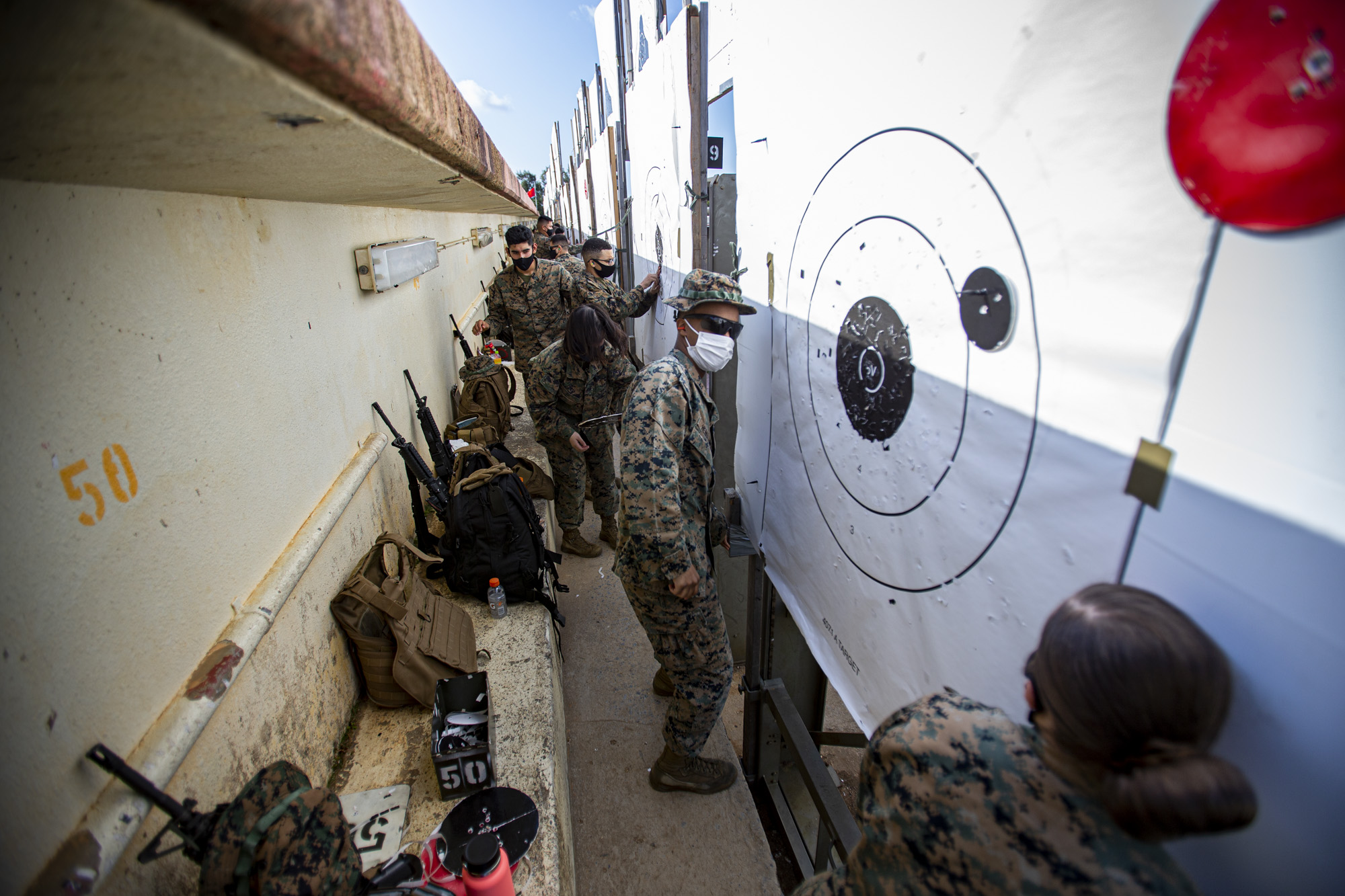 MCIPAC Marines maintain rifle proficiency > Marine Corps Installations ...
