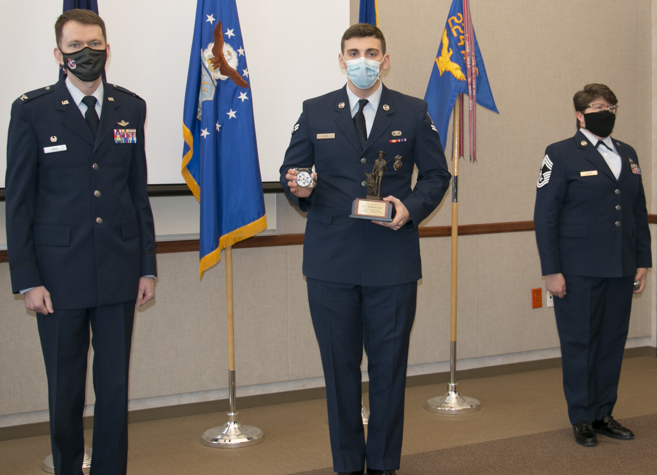 EADS names annual award winners > Eastern Air Defense Sector > Article ...