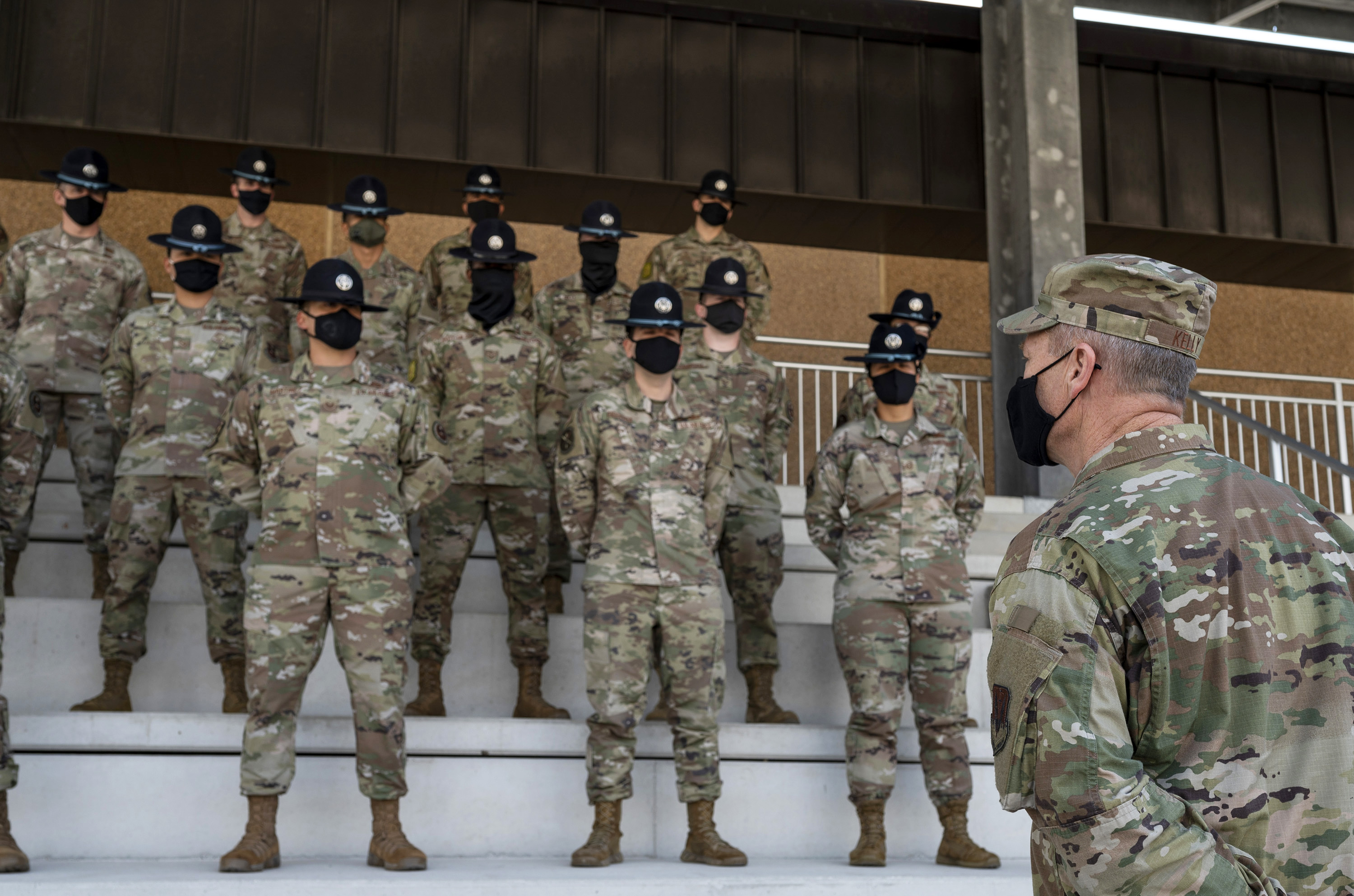 616 OC demonstrates cyber capabilities to ACC leaders > Air University ...