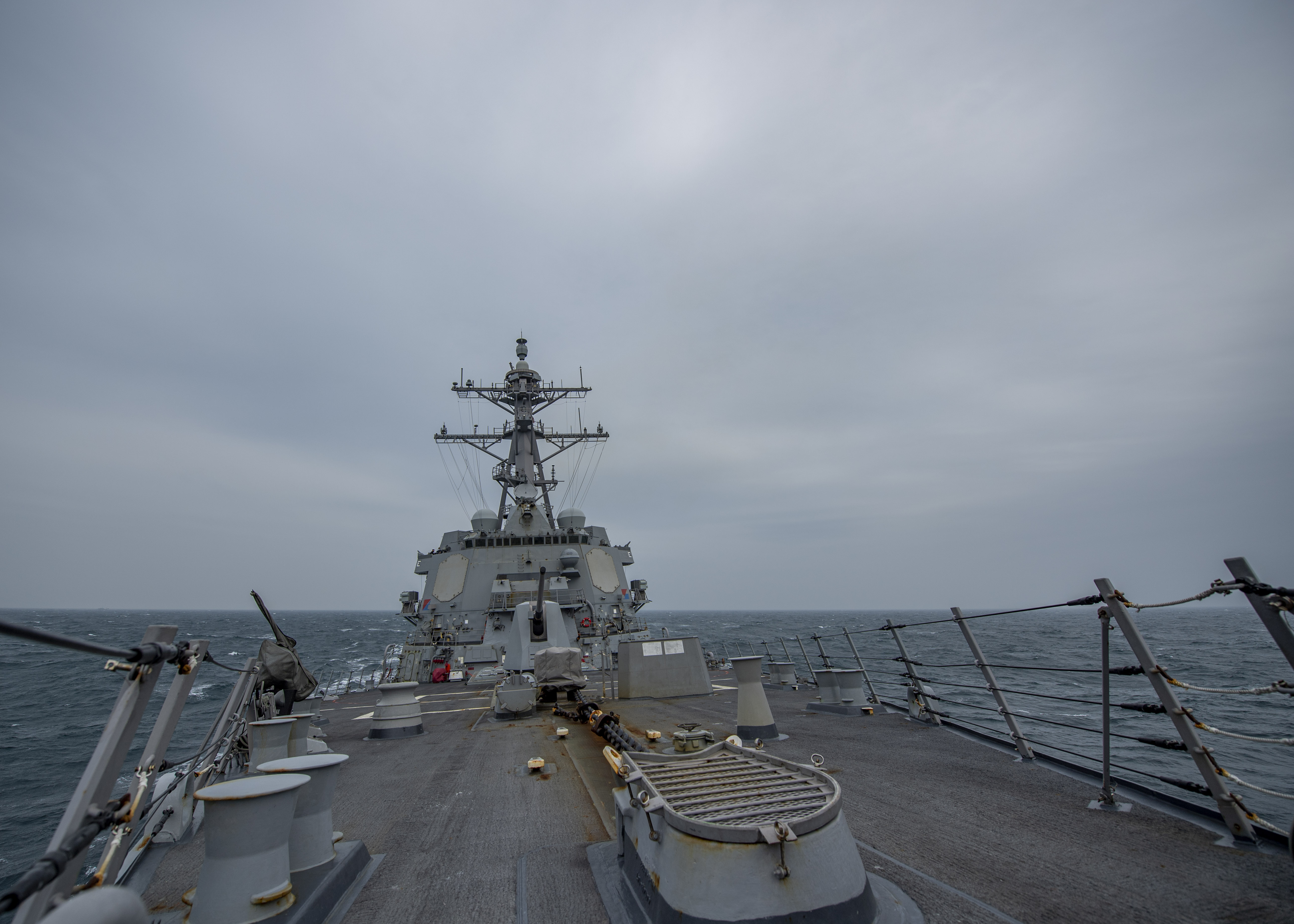 7th Fleet Destroyer transits Taiwan Strait > Commander, U.S. 7th Fleet ...