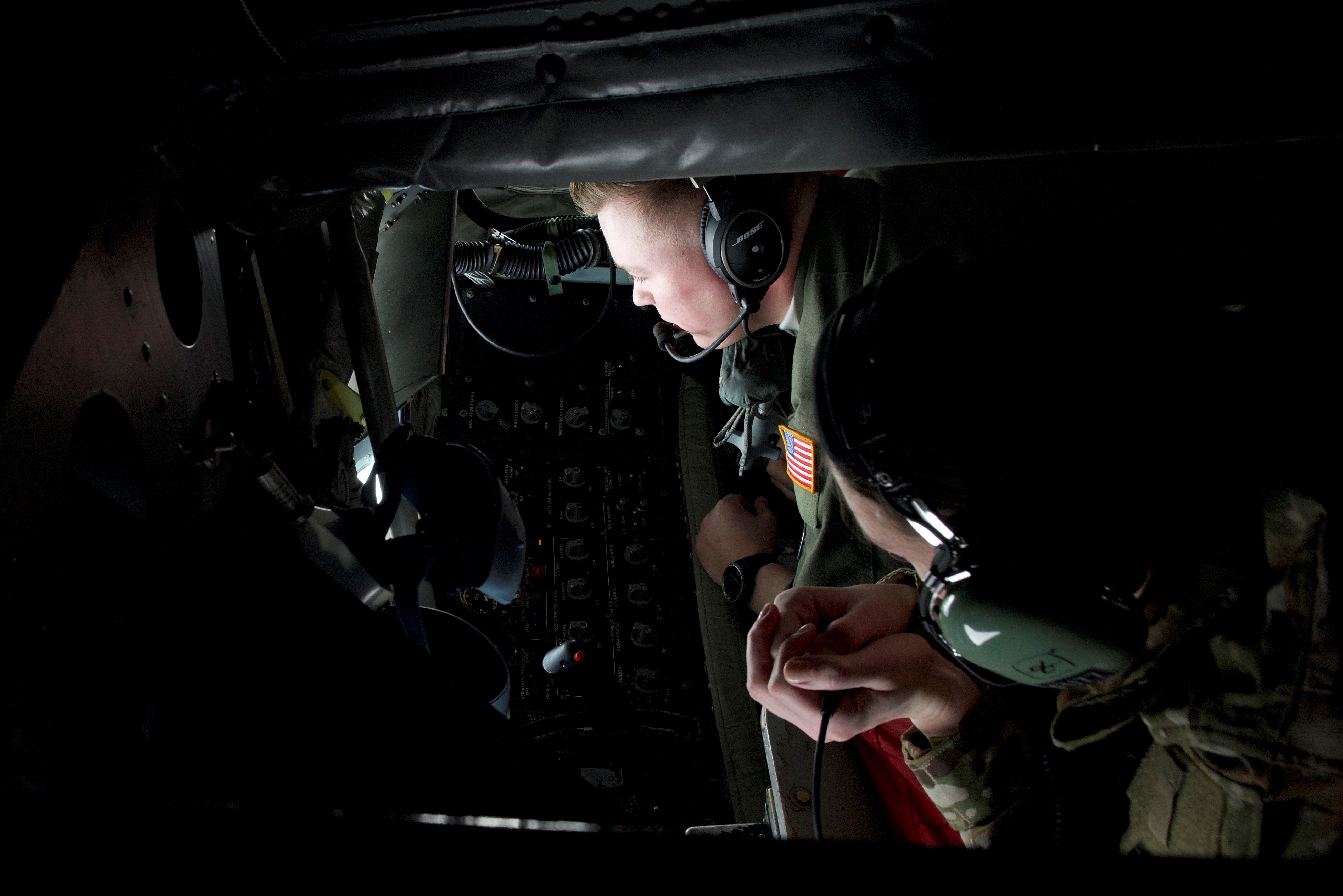 171st Air Refueling Wing refuels Navy E-2D aircraft > Pennsylvania ...