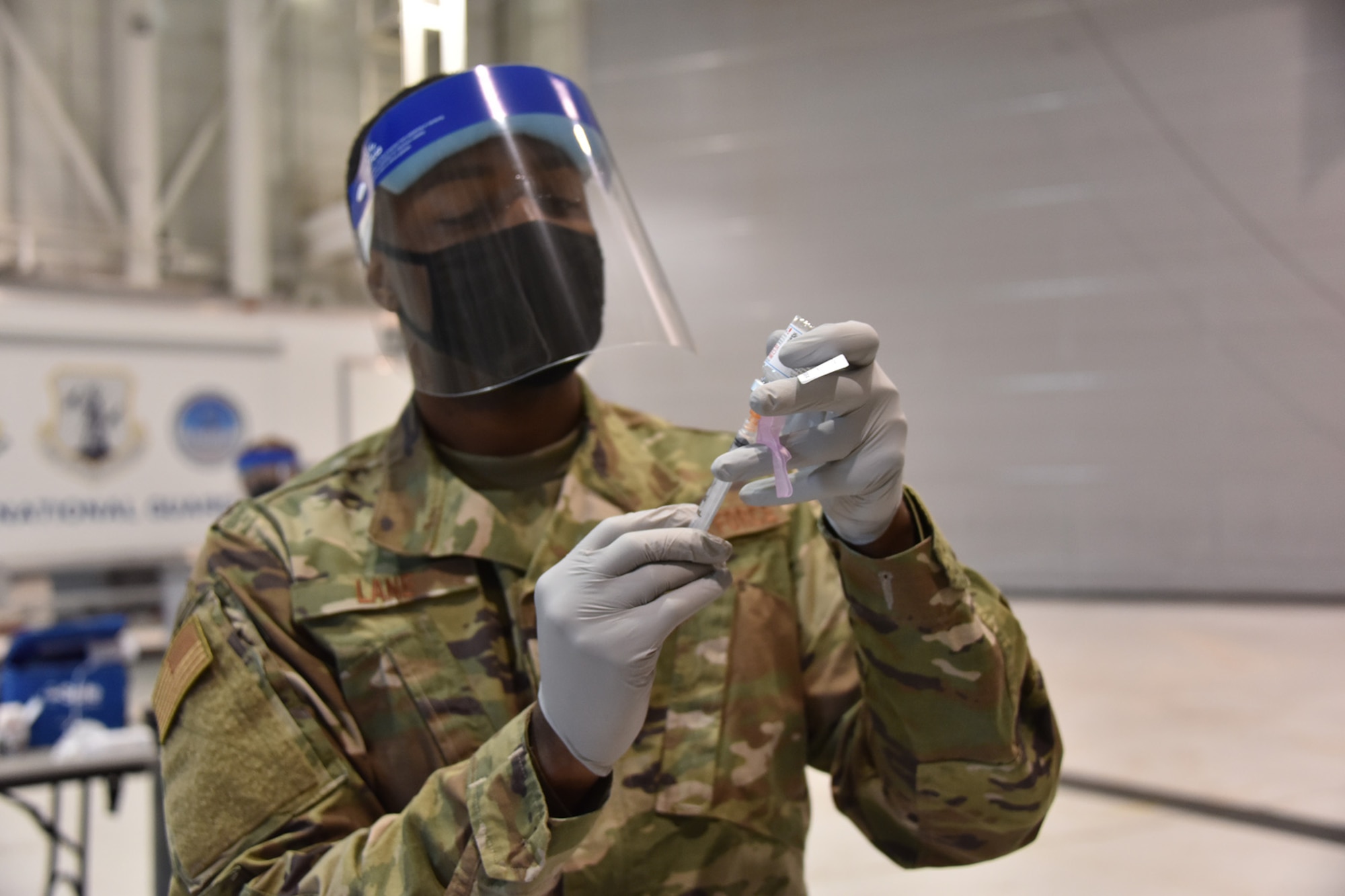 184th Med Group Vaccinates Hundreds of Airmen > 184th Wing > Article ...