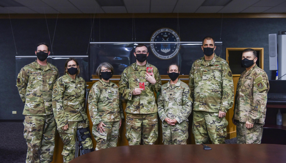 Setting the bar > 15th Wing > Article Display