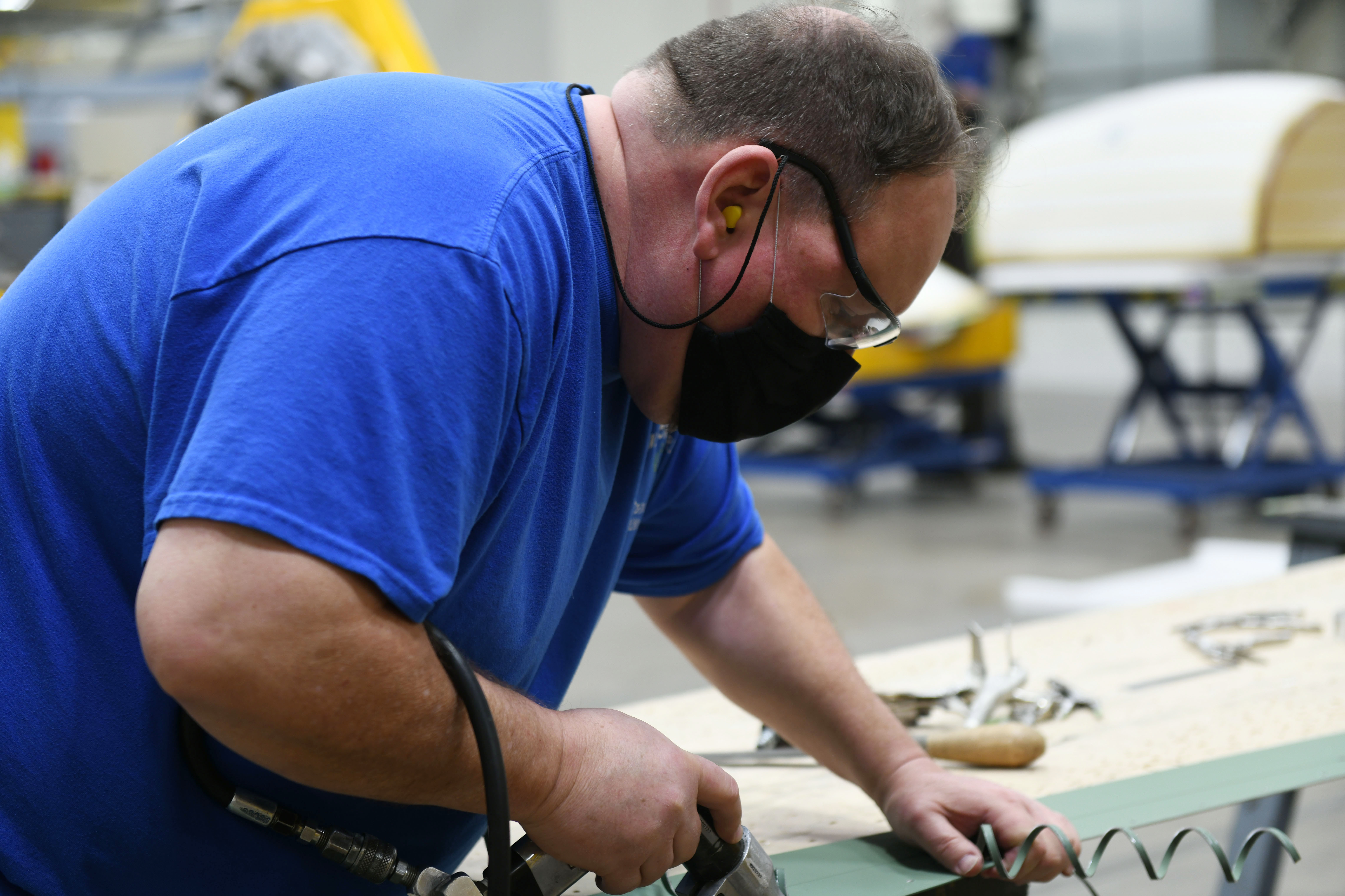 F-15 Canopy Shop gives pilots clear view > Edwards Air Force Base > News