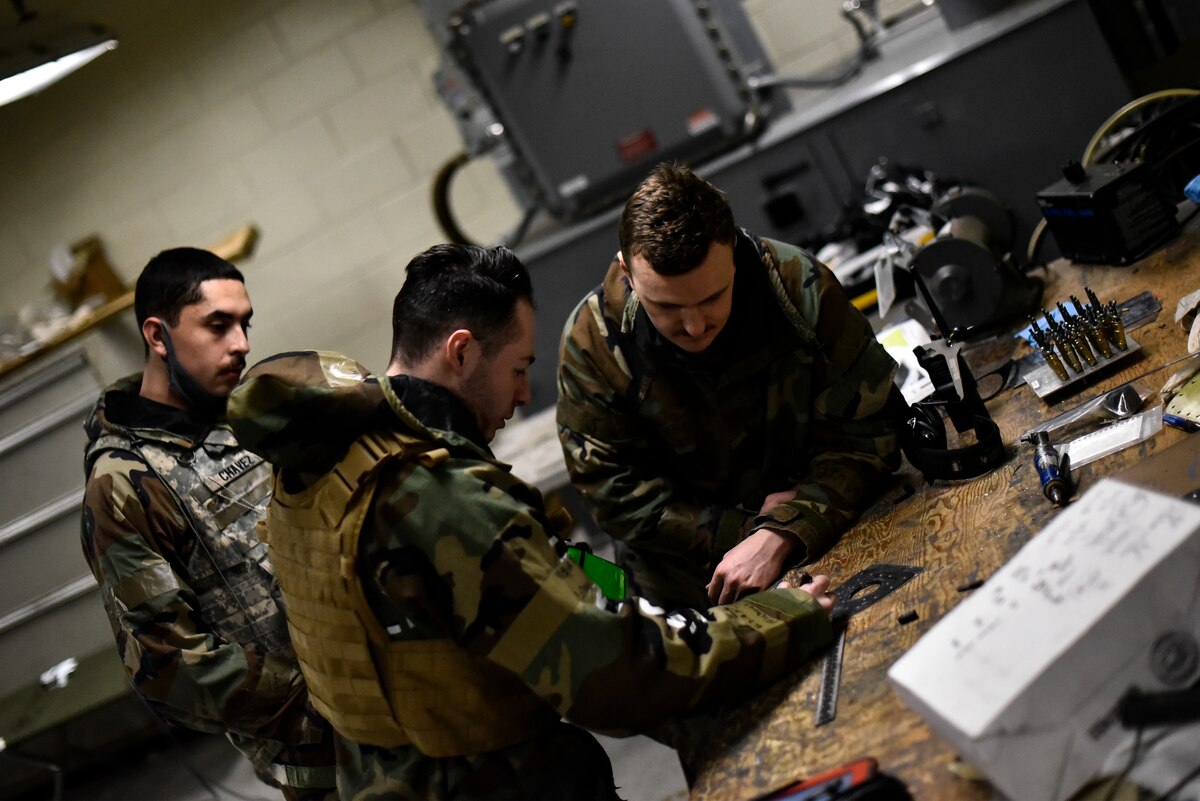 8th MXS uses precision, accuracy to support Wolf Pack mission > Kunsan ...