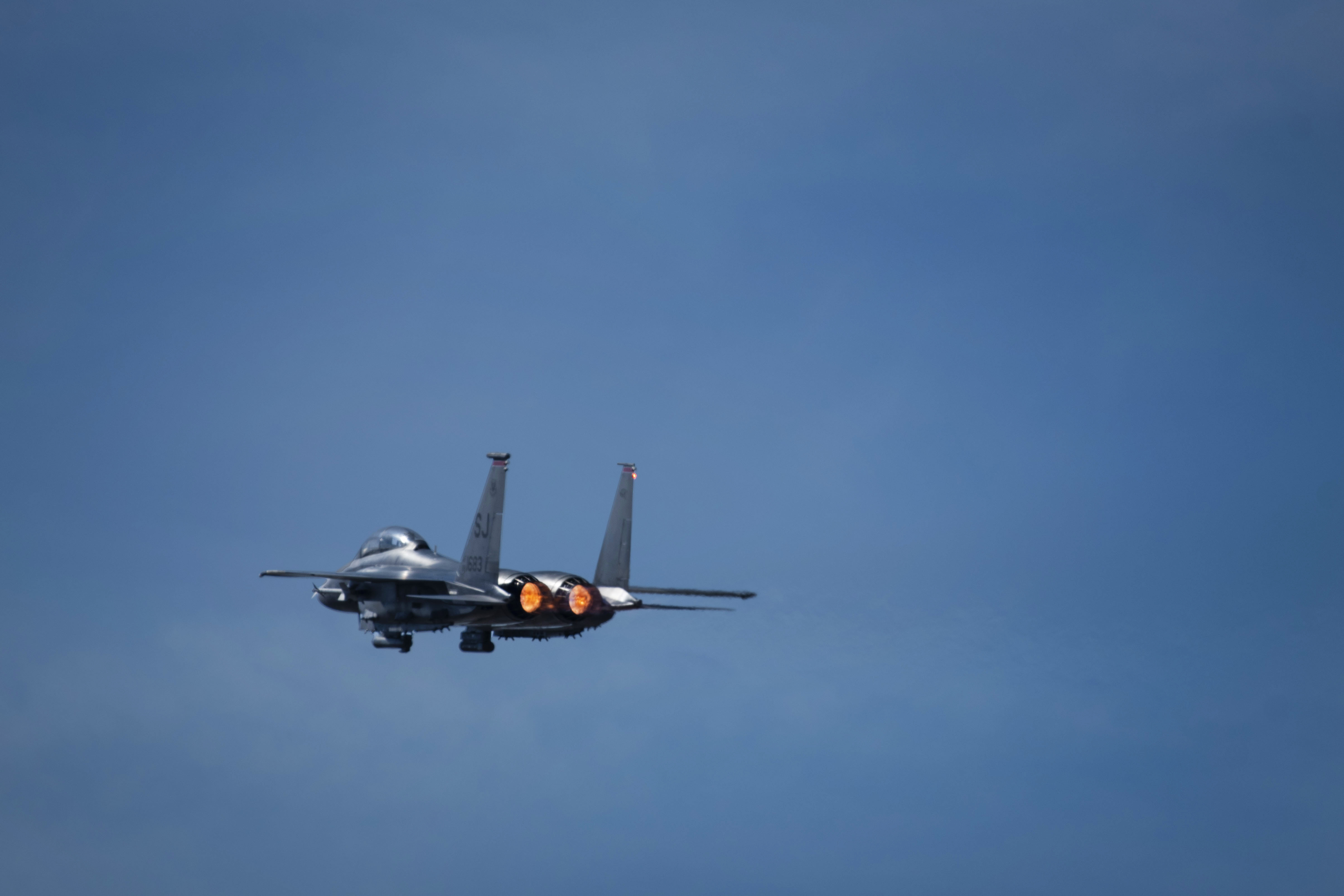 333rd Fighter Squadron F-15E Strike Eagle Aircrew members take off ...