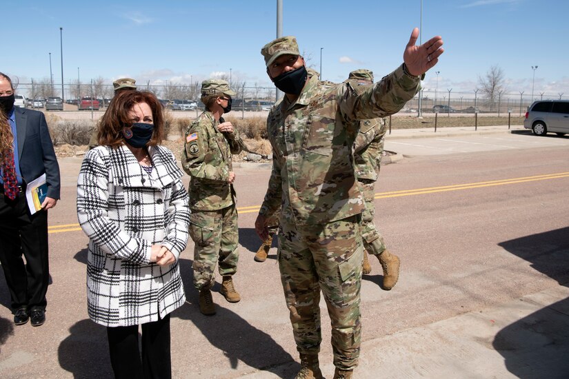 Colorado Lt. Gov. tours Schriever AFB > Space Operations Command (SpOC ...