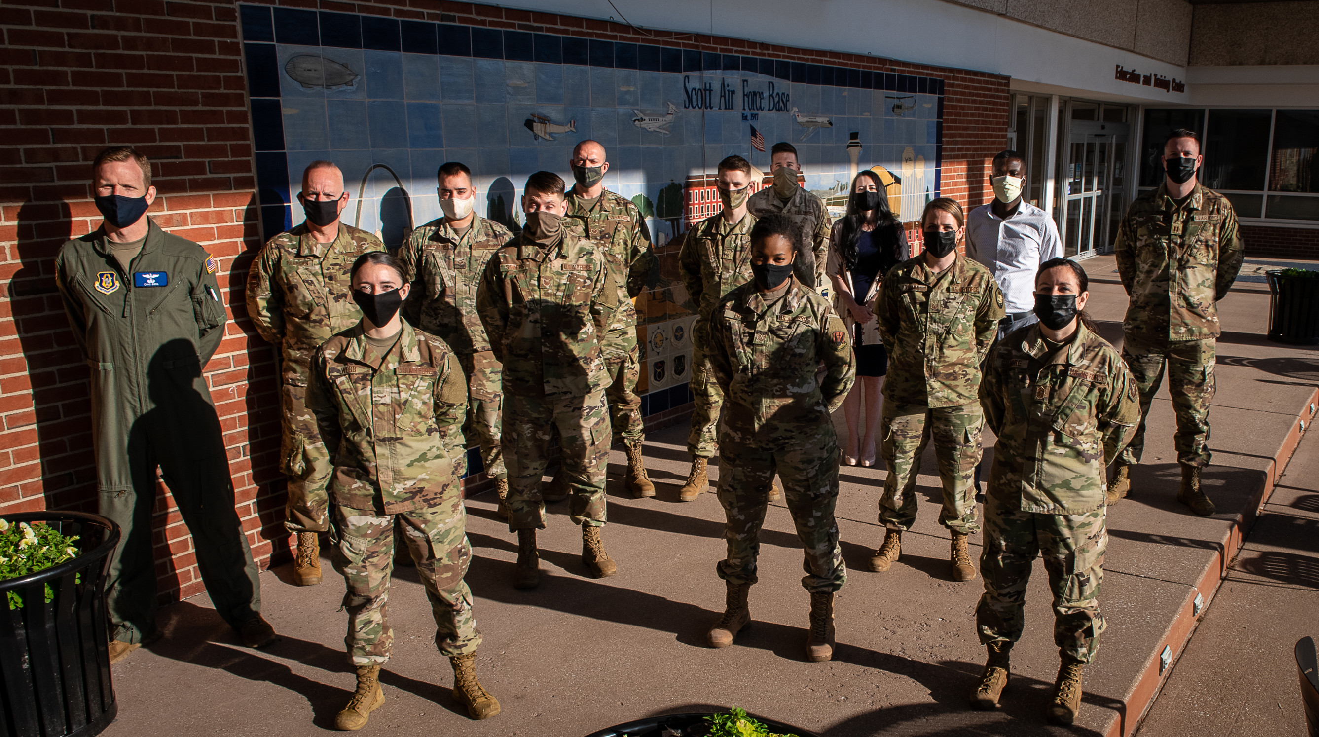 Newest Air Force Reserve Citizen Airmen to join Team Scott > 932nd ...