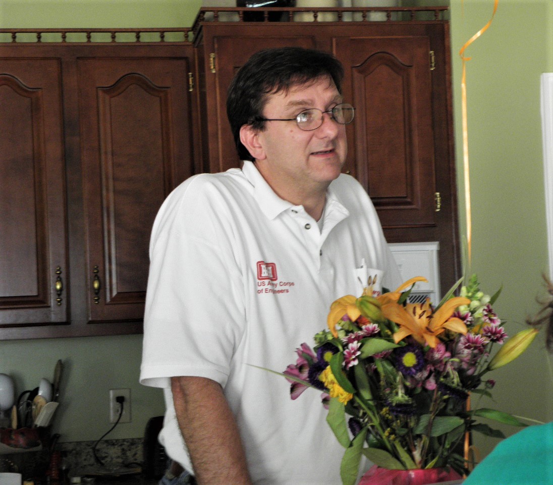 A look back: Flinn's 32 years of service > Memphis District > News Stories