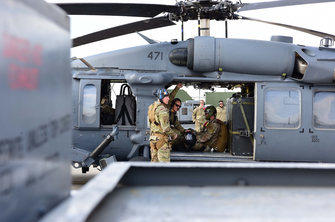 31 FW command chief Newman takes his final flights