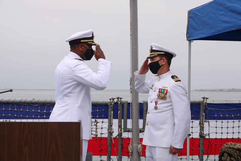 USS HOWARD HOLDS CHANGE OF COMMAND > Naval Surface Force, U.S. Pacific ...