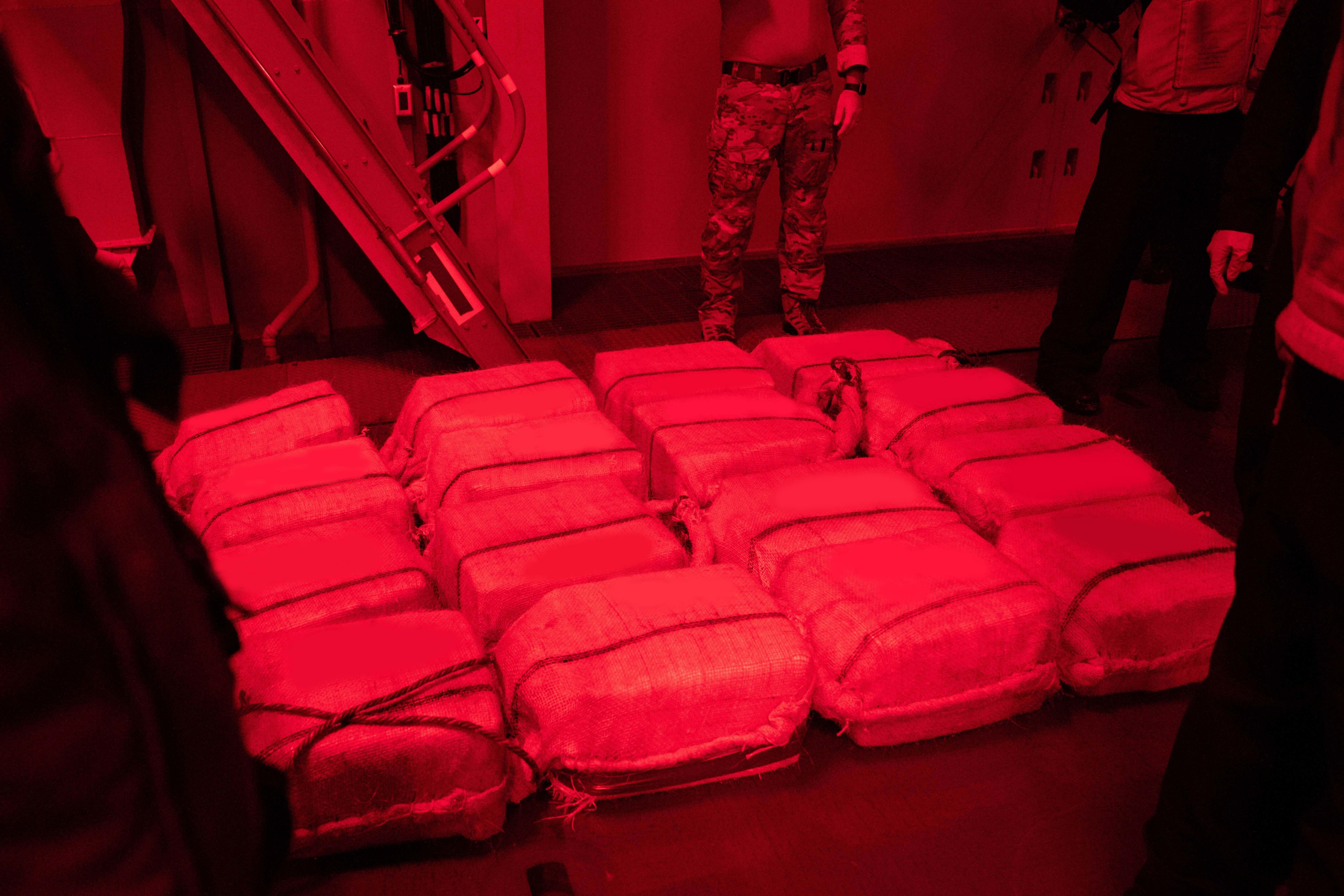 Two for Two: USS Sioux City Conducts Back-to-Back Drug Busts > United ...