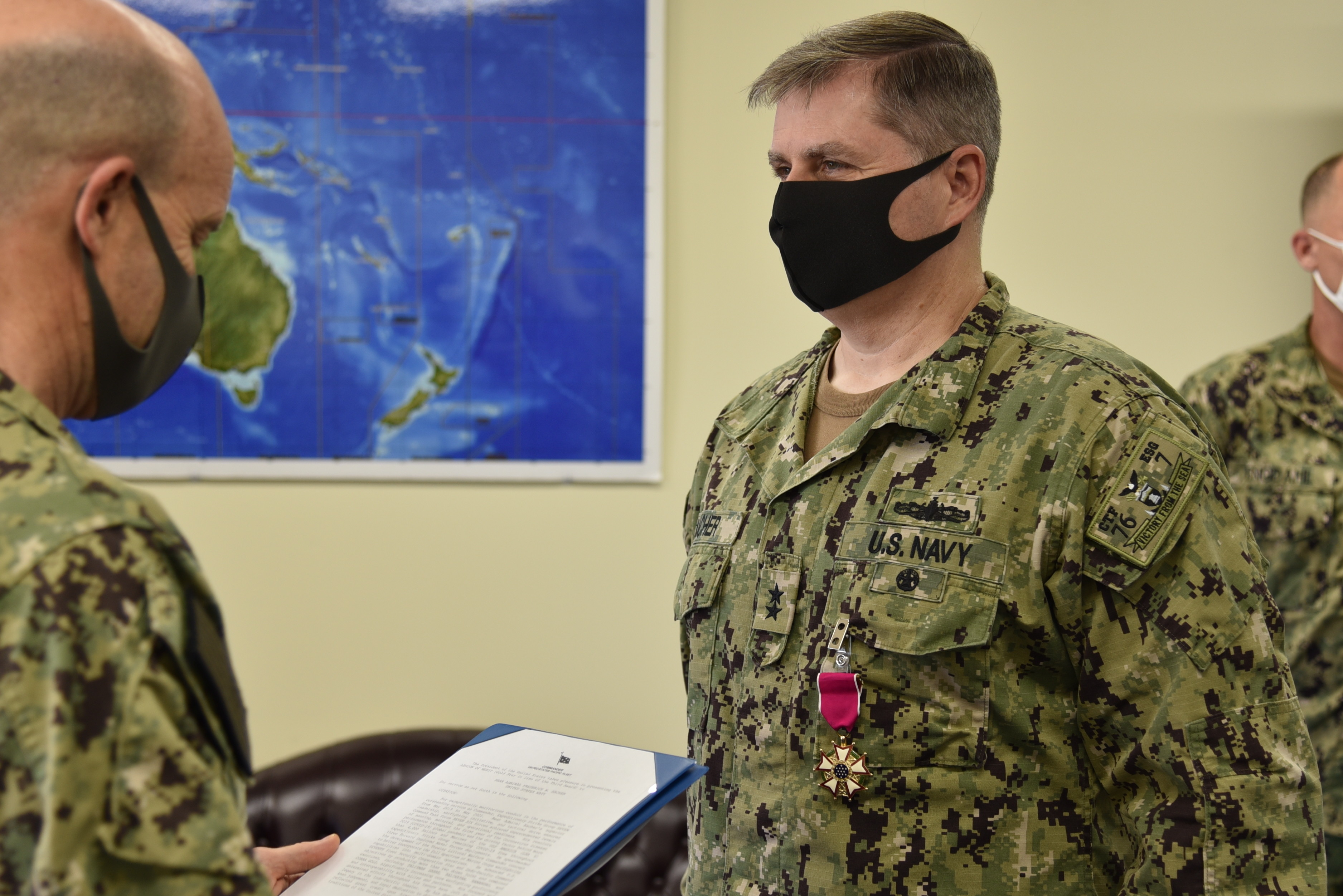 Forward-Deployed ESG 7 Changes Command > Commander, U.S. 7th Fleet ...