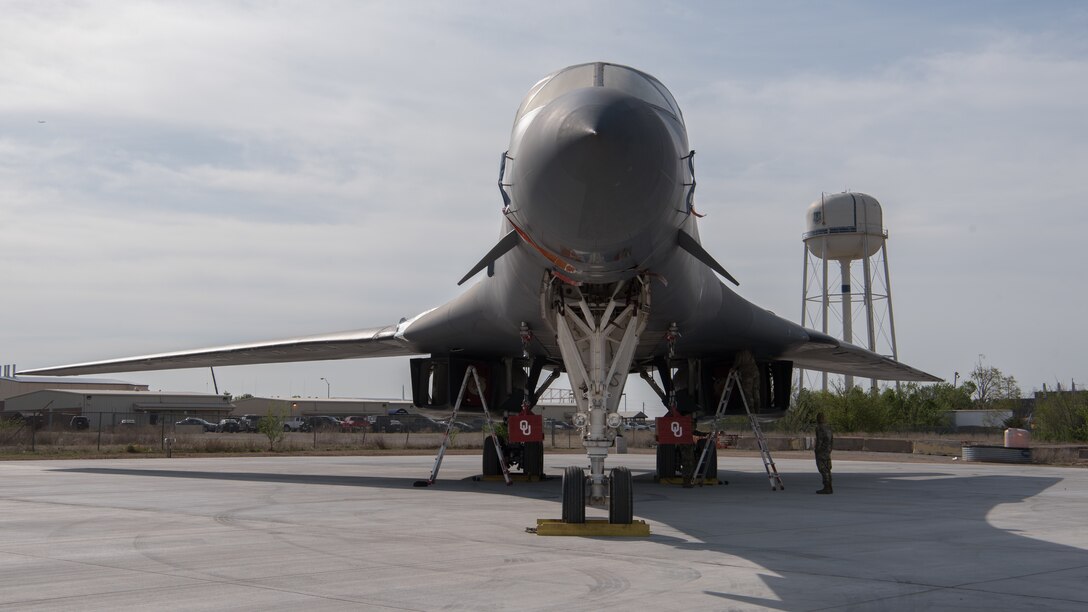 B-1B “Spectre” finds retirement job with 76th EDMX