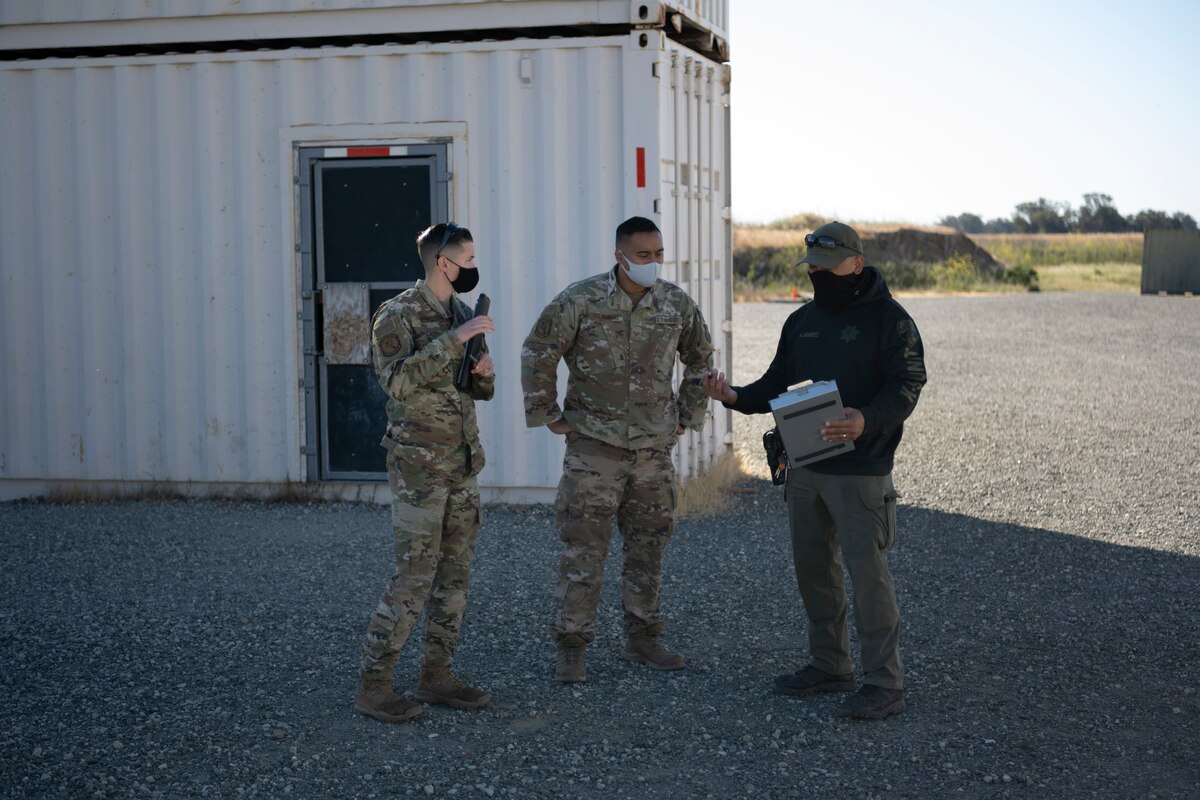 60th SFS partners with CDCR for K-9 joint-training > Travis Air Force ...
