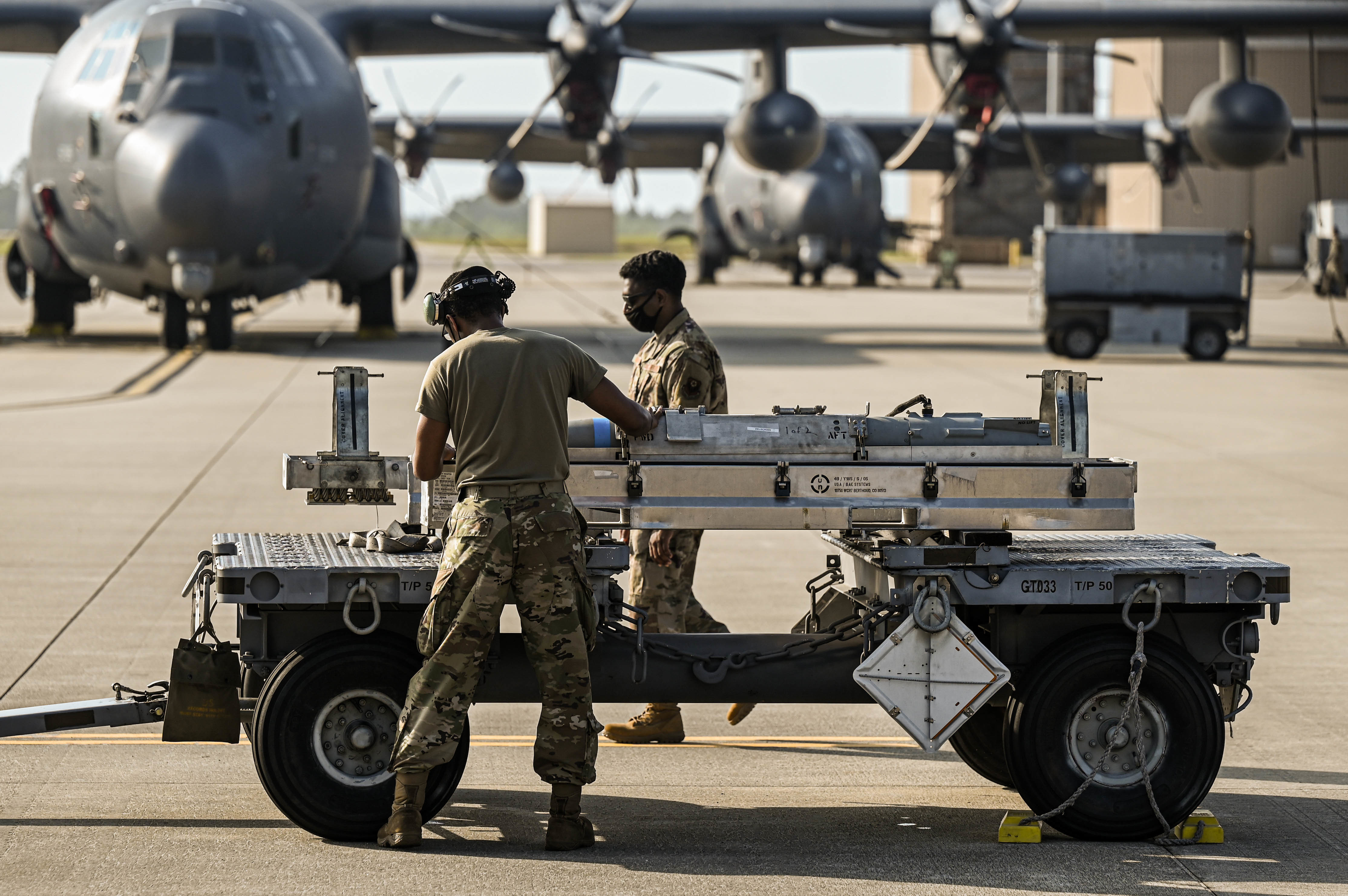 1st SOAMXS and 4th AMU Participate in Load Competition > Hurlburt Field ...