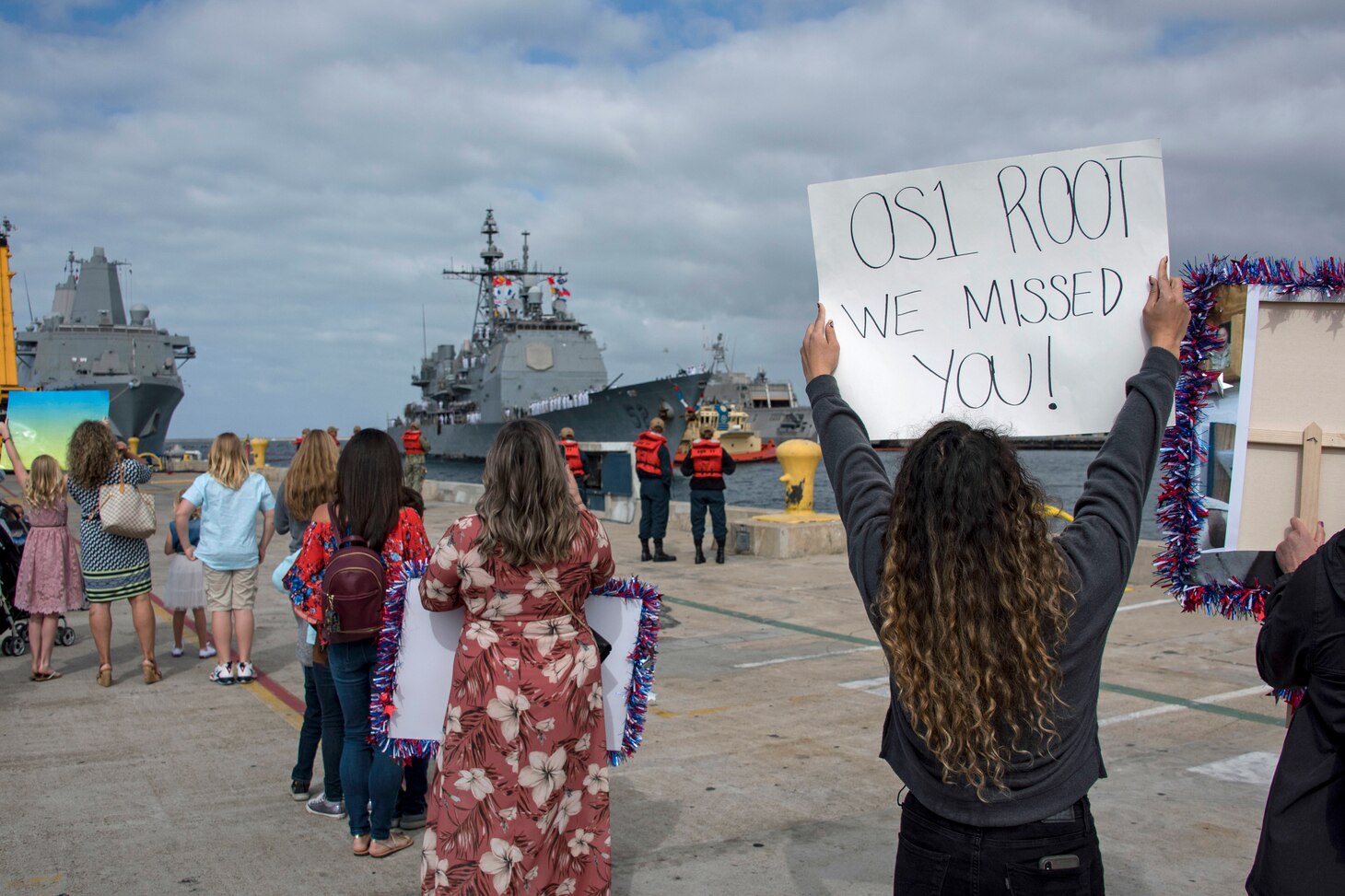 USS Bunker Hill Returns Home from Deployment > United States Navy ...