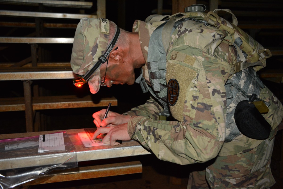 Tripler Soldiers give Best Warrior Competition their all > 51st Medical ...