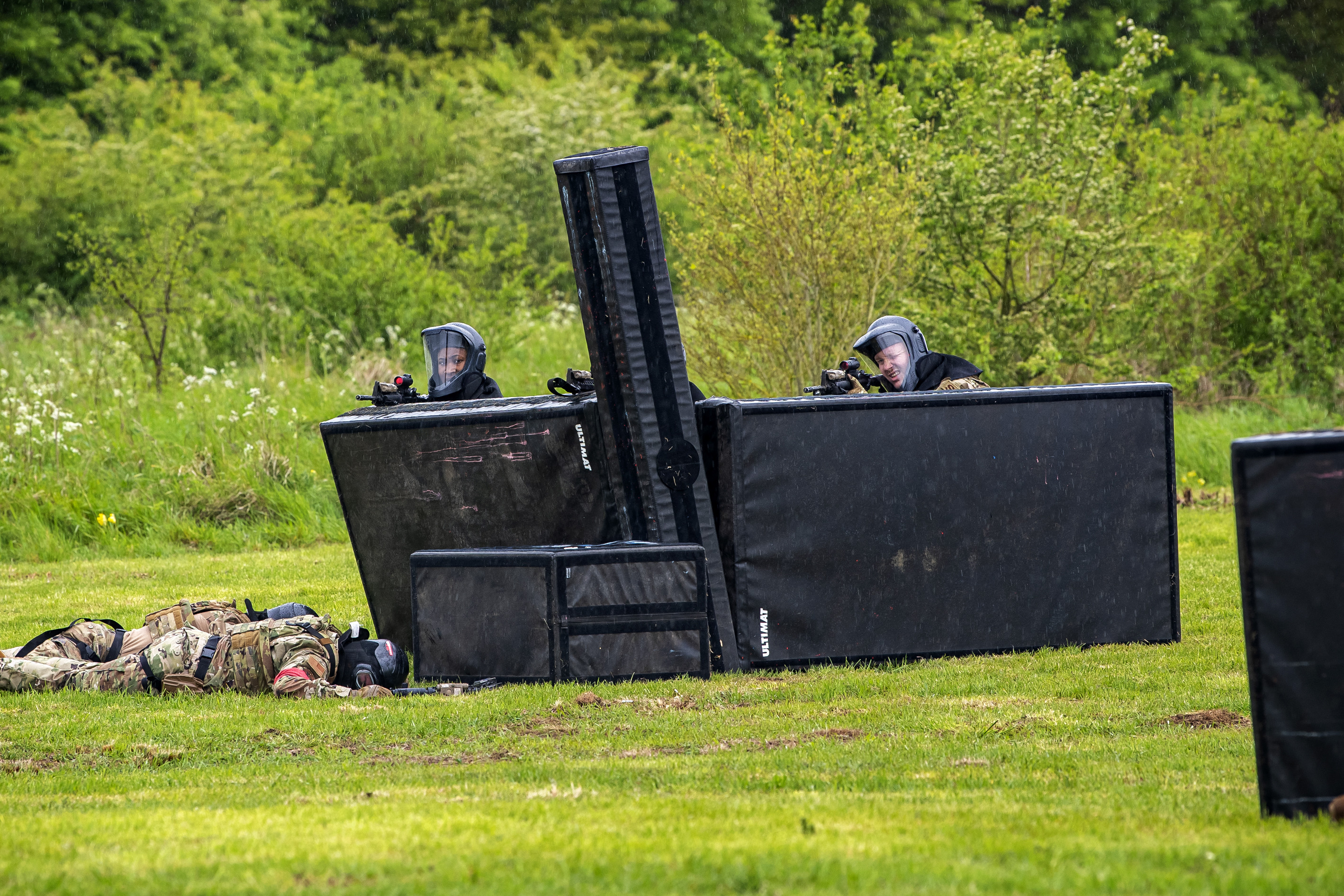 422, 423 SFS come together for Force on Force training > 501st Combat ...