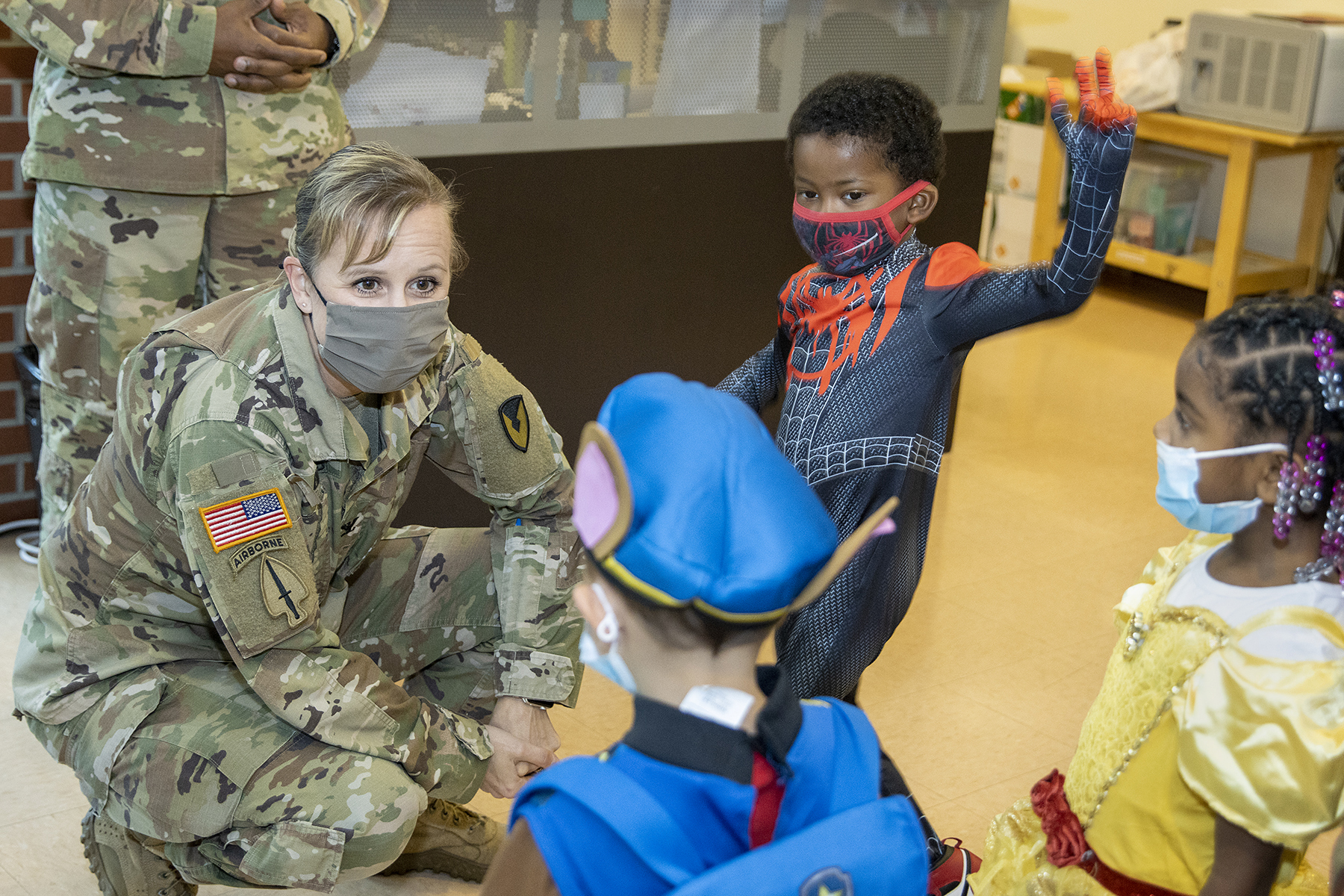 USAFMCOM ‘treats’ local students > U.S. Army Financial Management ...