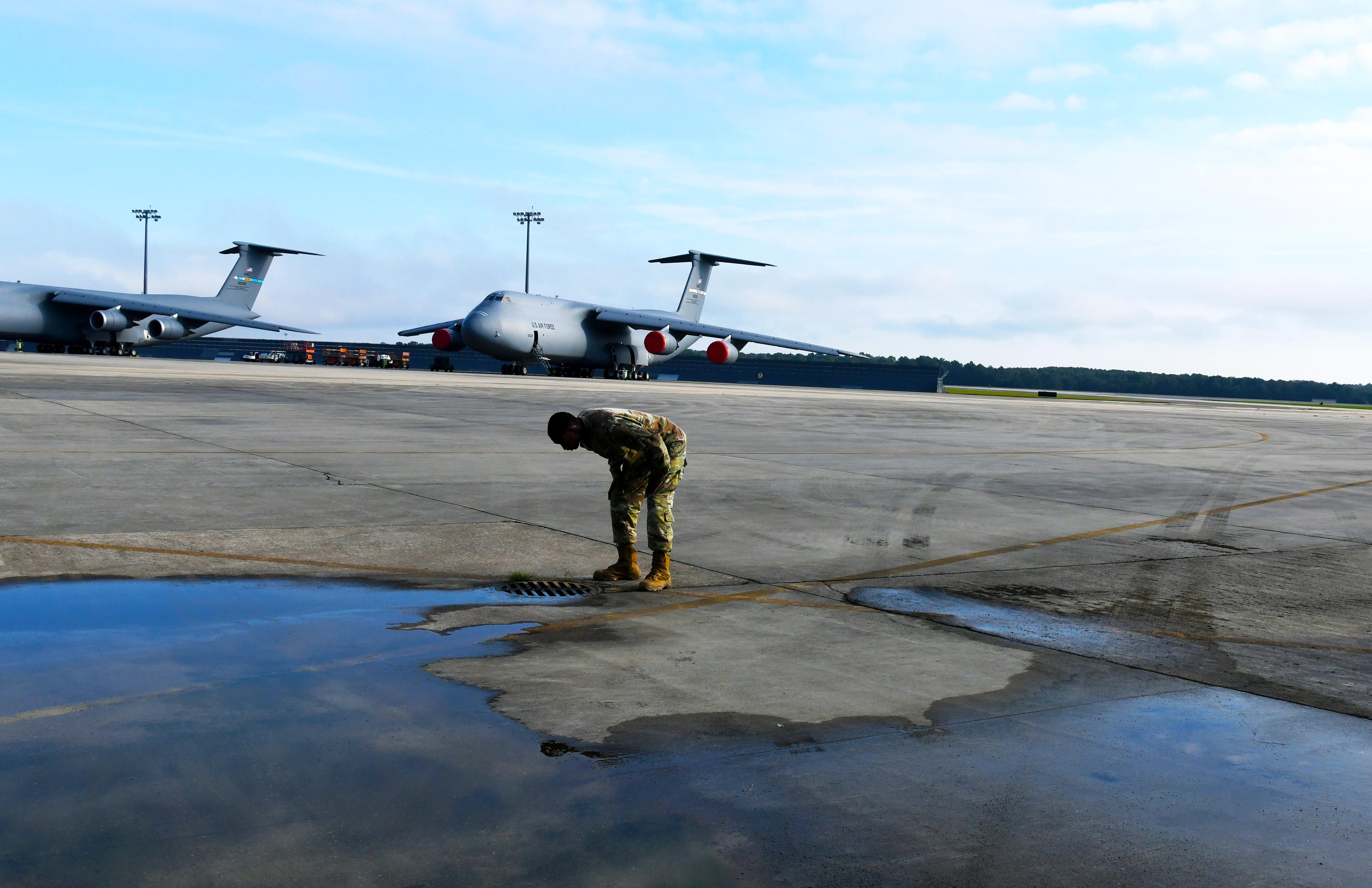 Flight Safety: Ensuring safe, efficient, effective environment > Air ...