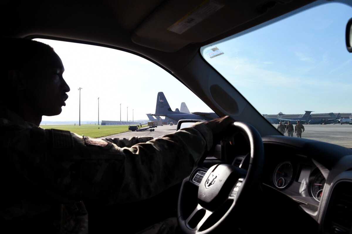 Flight Safety: Ensuring safe, efficient, effective environment > Air ...