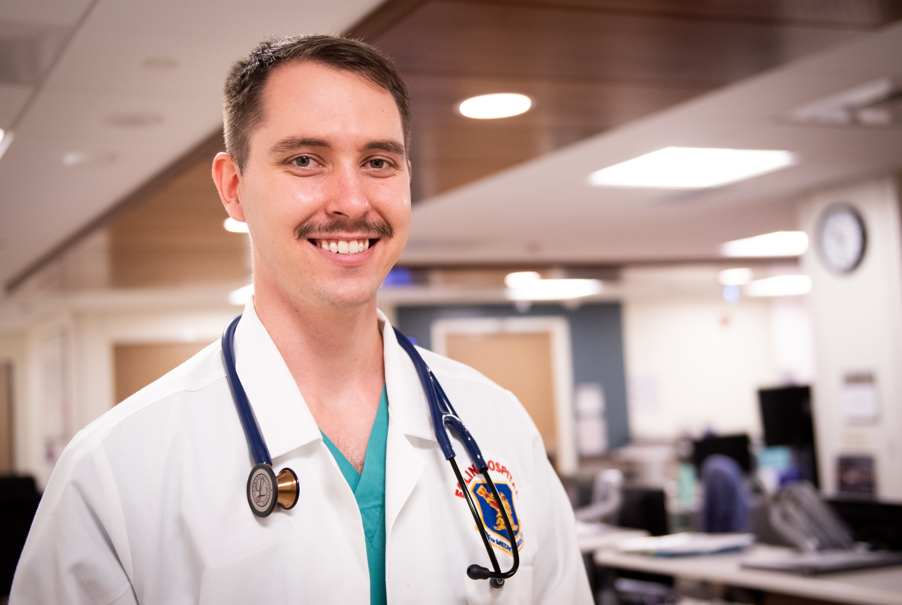 Eglin doctor wins Resident of the Year award > Air Force Test Center ...