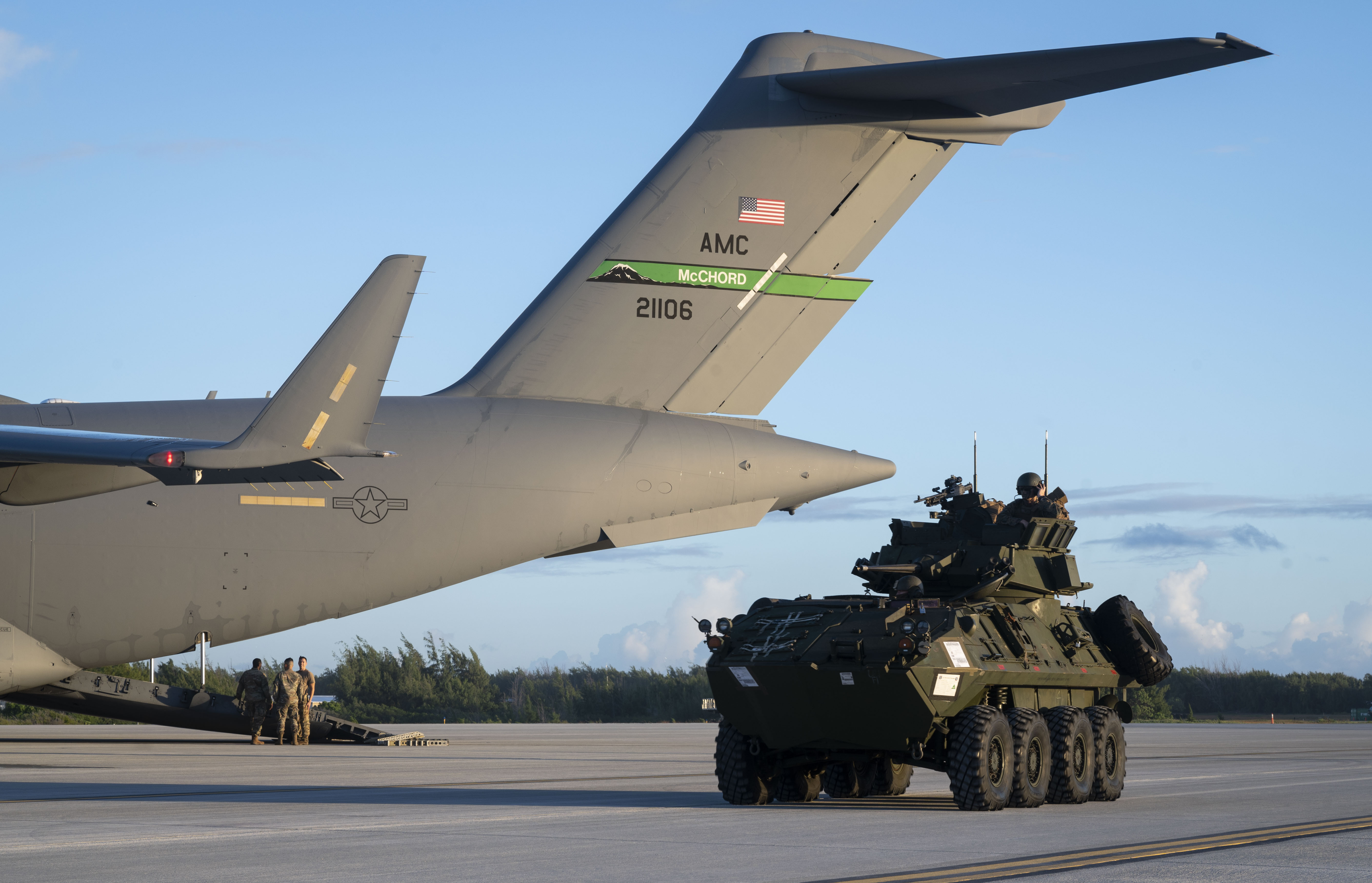 62d Airlift Wing projects global mobility with III MEF during Exercise ...