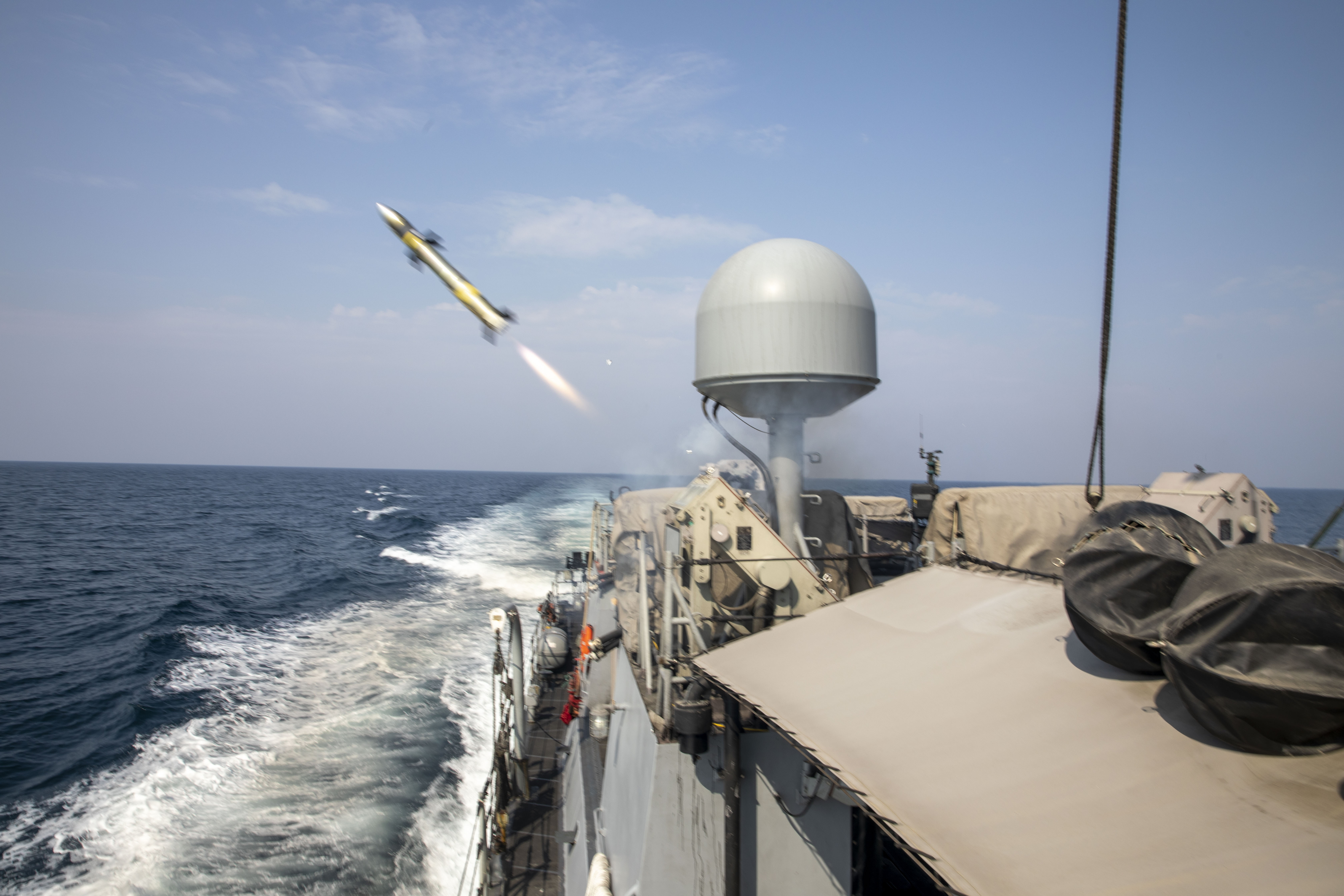 U.S. Navy Conducts Annual Live Fire Missile Exercise in Arabian Gulf ...