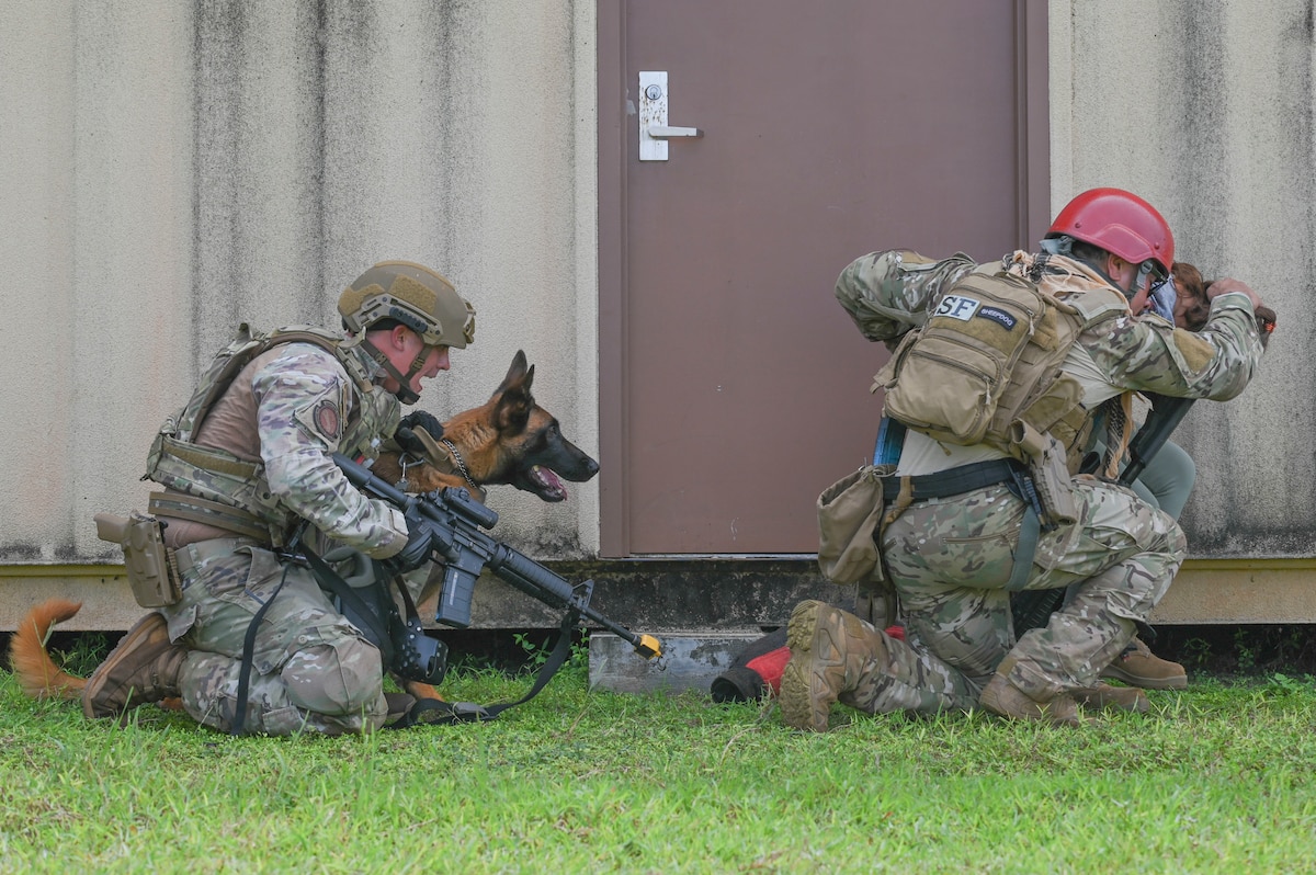 Commando Warrior field training exercise > Andersen Air Force Base ...