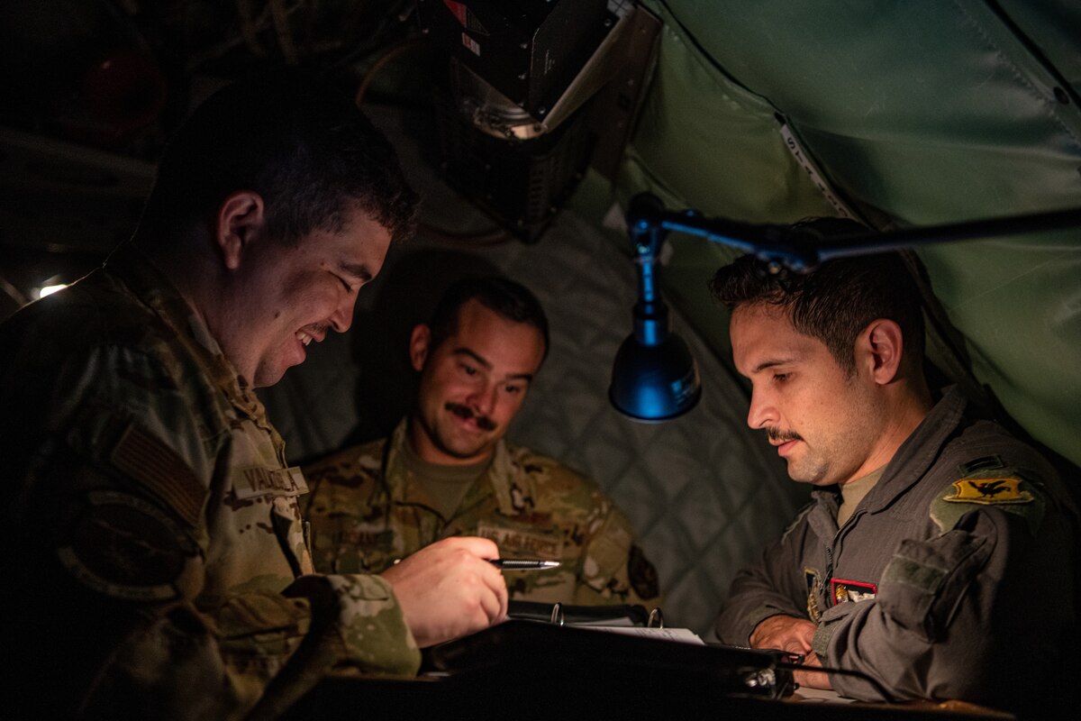 909th ARS Refuels Eagles > Kadena Air Base > News