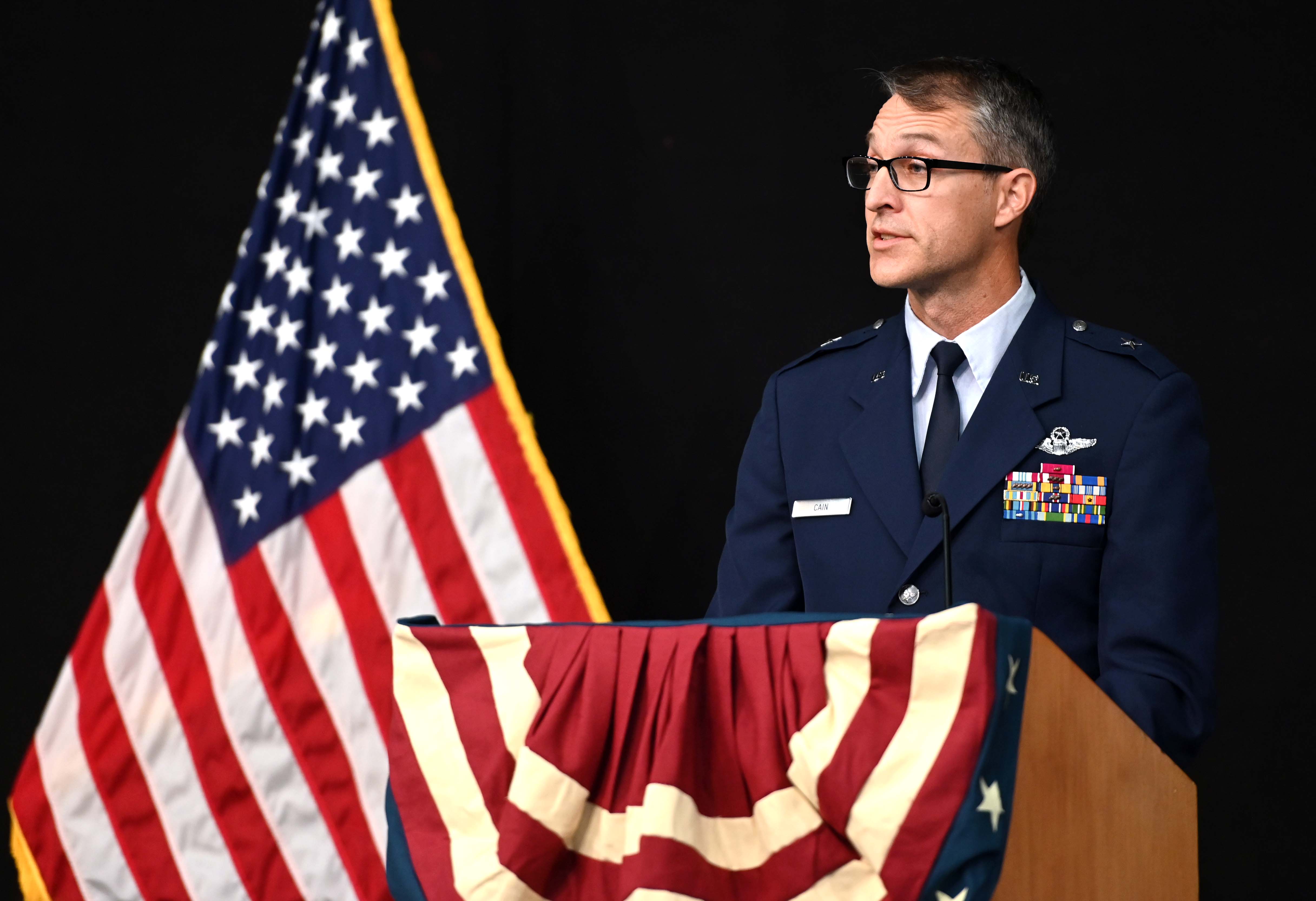 Base commander speaks at new Women Veterans Monument > Eglin Air Force ...