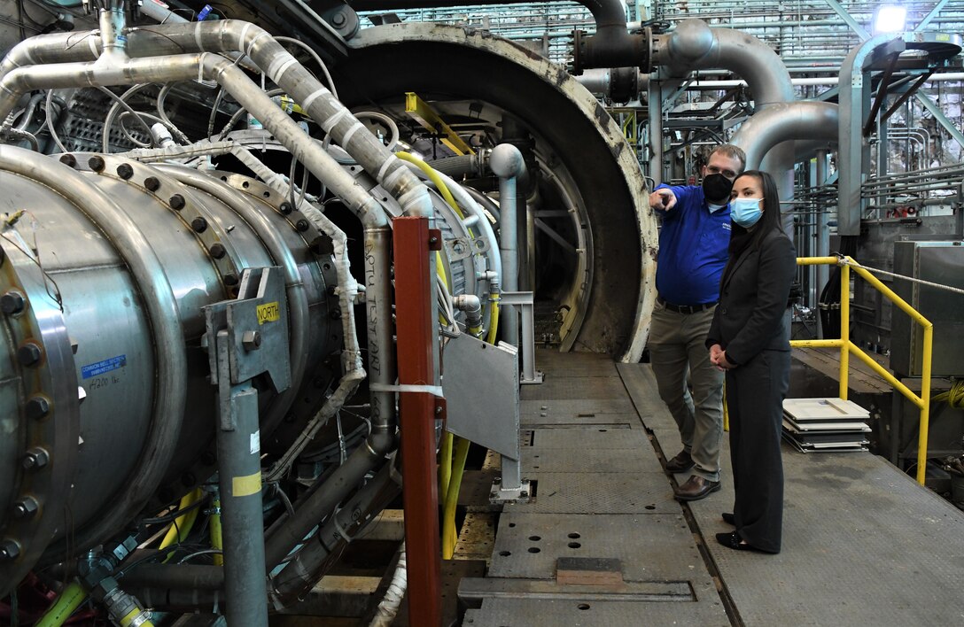 Under Secretary of the Air Force visits Arnold AFB