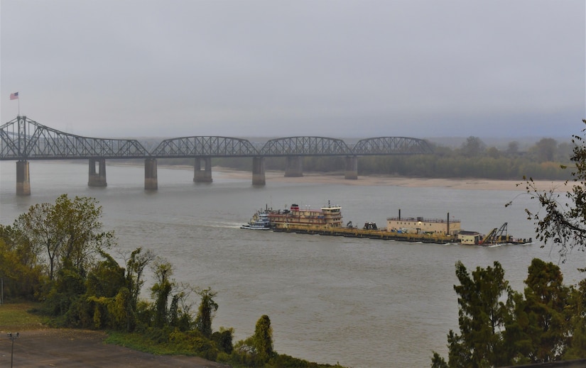 The U.S. Army Corps of Engineers Vicksburg District welcomes home the ...